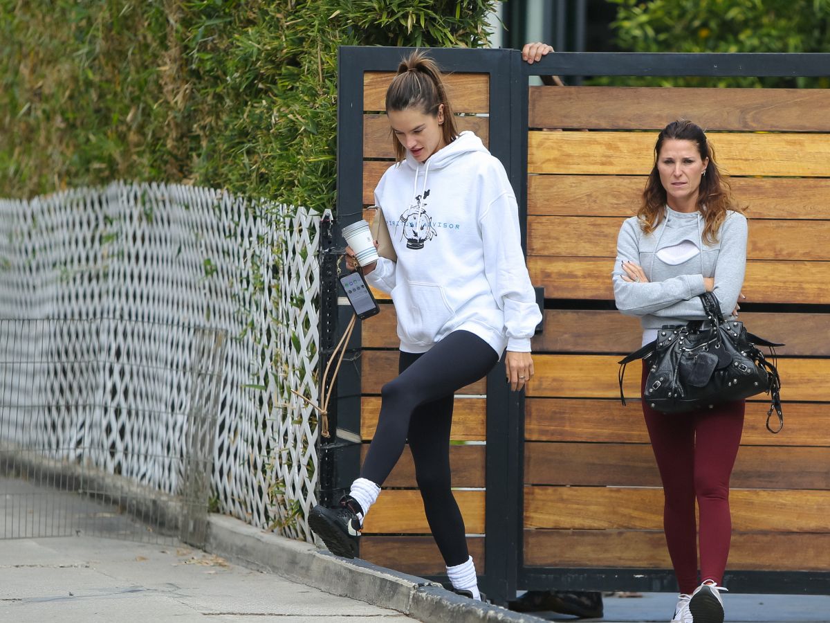 ALESSANDRA AMBROSIO Leaves Pilates Class in Los Angeles 11/01/2022 ...
