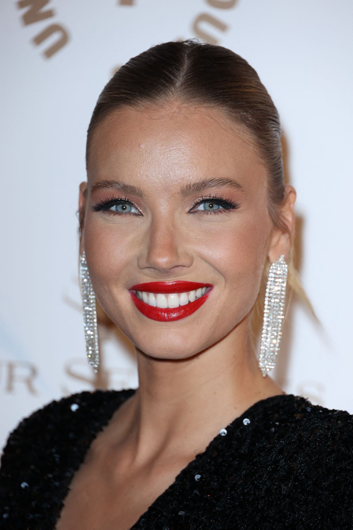 AMANDINE PETTIT at Global Gift Gala 2022 Photocall in Paris 11/19/2022 ...