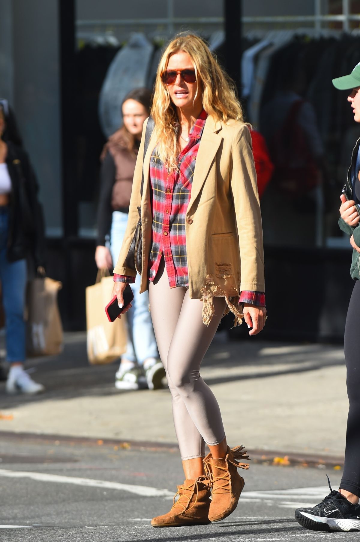 KELLY and SEA LOUISE BENSIMON Out in New York 11/16/2022 – HawtCelebs