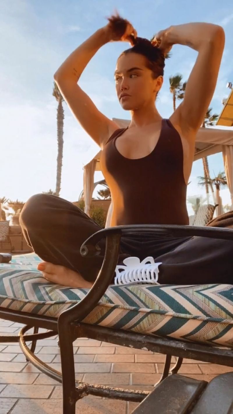 PARIS BERELC Instagram Photos 11 06 2022 HawtCelebs