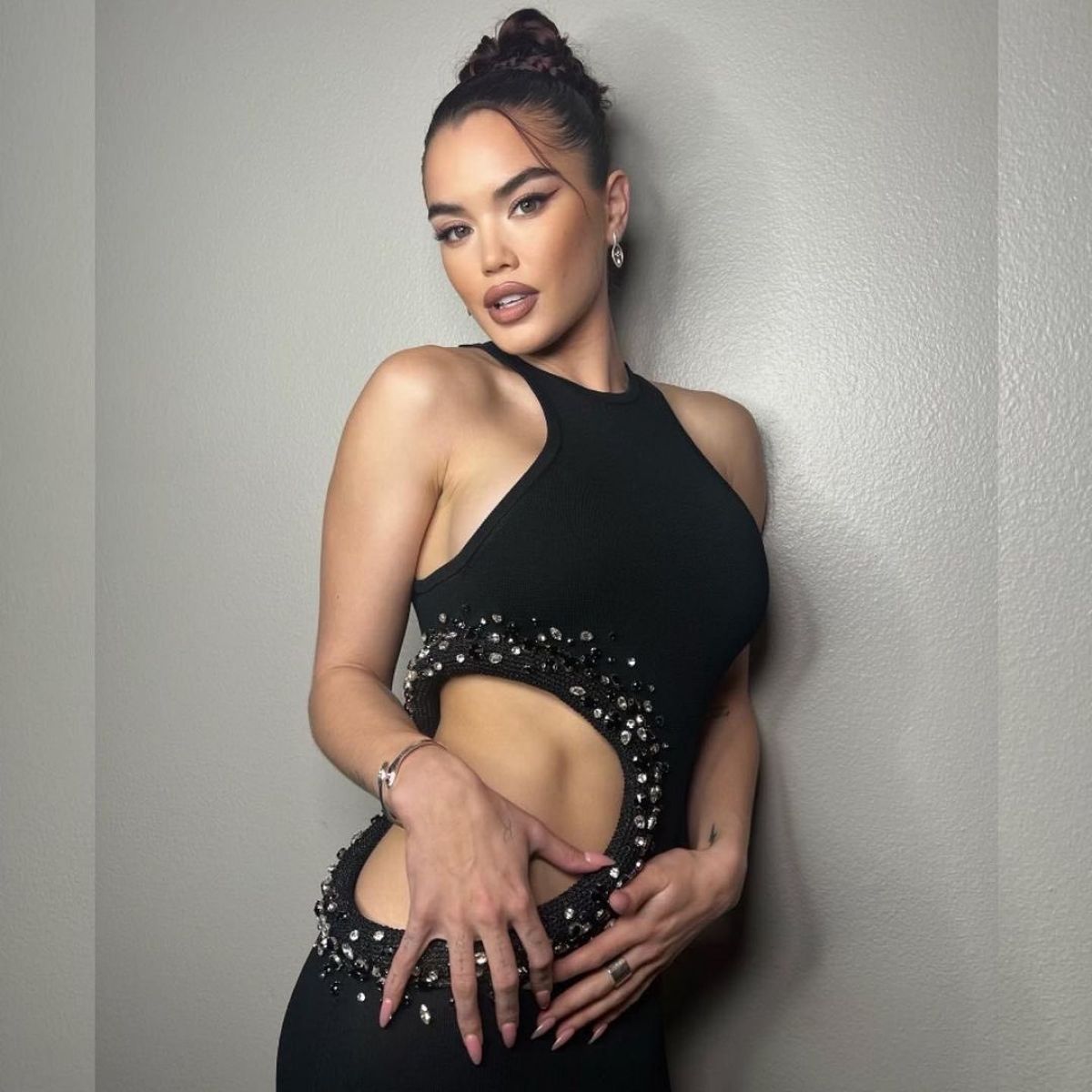 PARIS BERELC Instagram Photos 11 28 2022 HawtCelebs