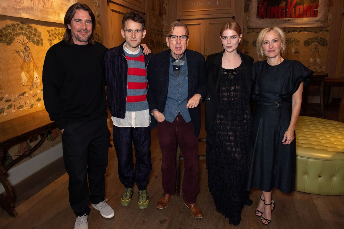 GILLIAN ANDERSON at The Pale Blue Eye Special Screening and Q&A in ...