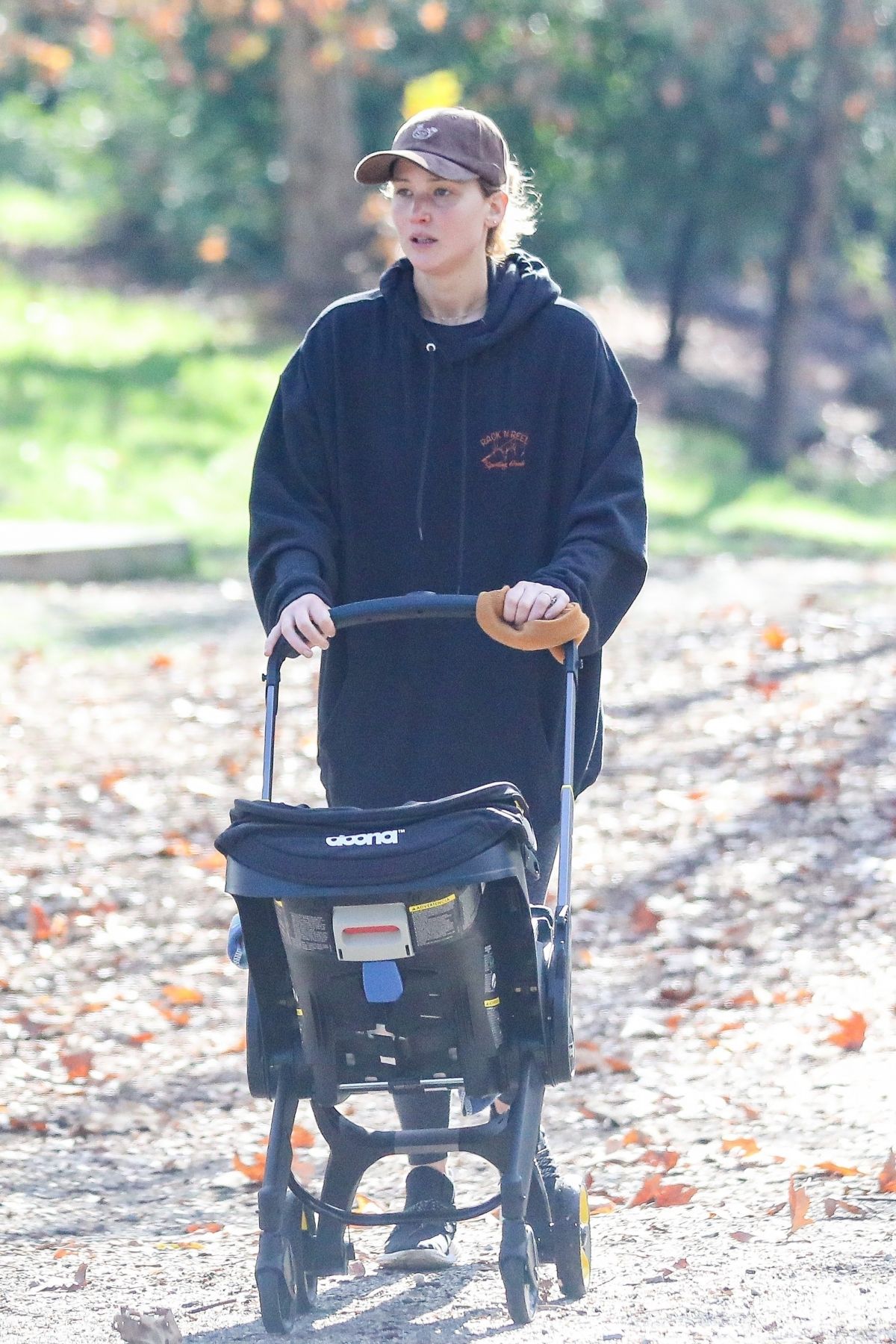 JENNIFER LAWRENCE Out with Her Baby at a School of Ducks at a Los ...