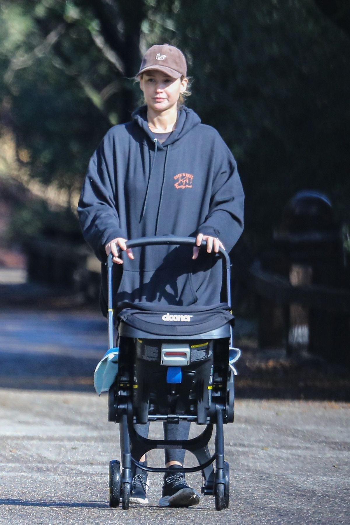 JENNIFER LAWRENCE Out with Her Baby at a School of Ducks at a Los ...