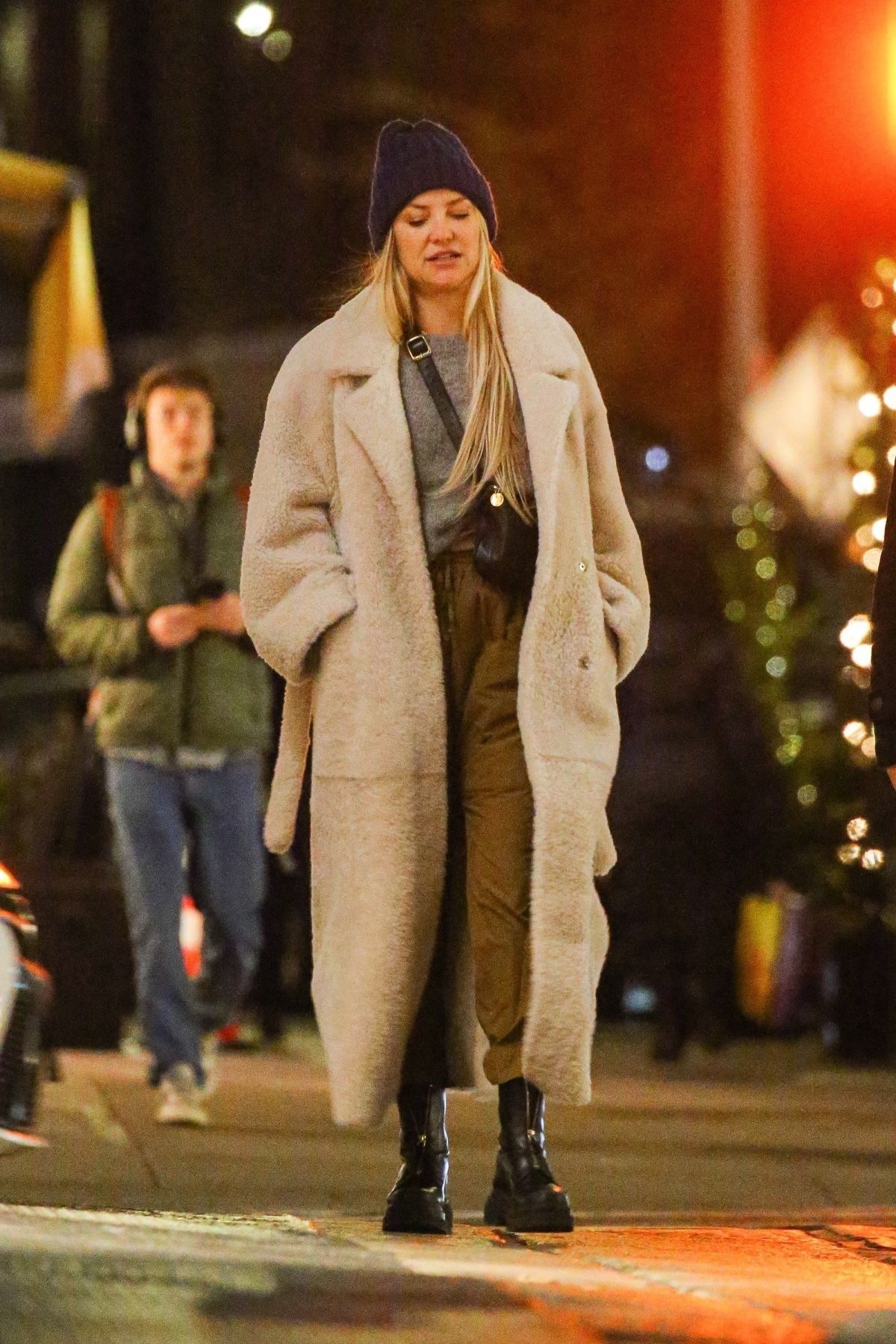 KATE HUDSON Night Out in New York 12/114/2022 – HawtCelebs