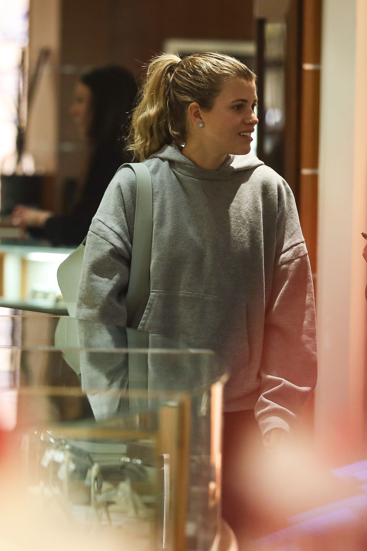 SOFIA RICHIE and Elliot Grange on Christmas Shopping at Geary’s Jewelry ...