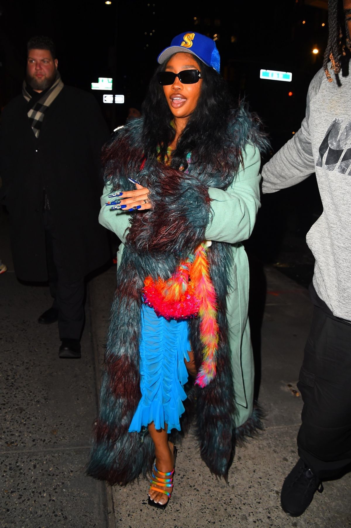 SZA Arrives at SNL Afterparty at Dos Caminos Park Ave in New York 12/04 ...
