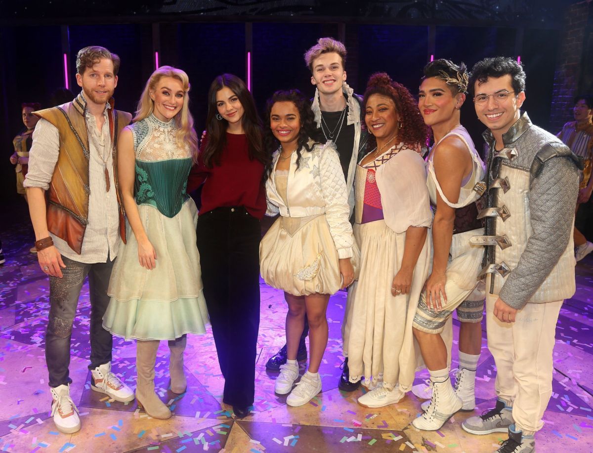 VICTORIA JUSTICE on the Backstage of New Musical & Juliet on Broadway ...