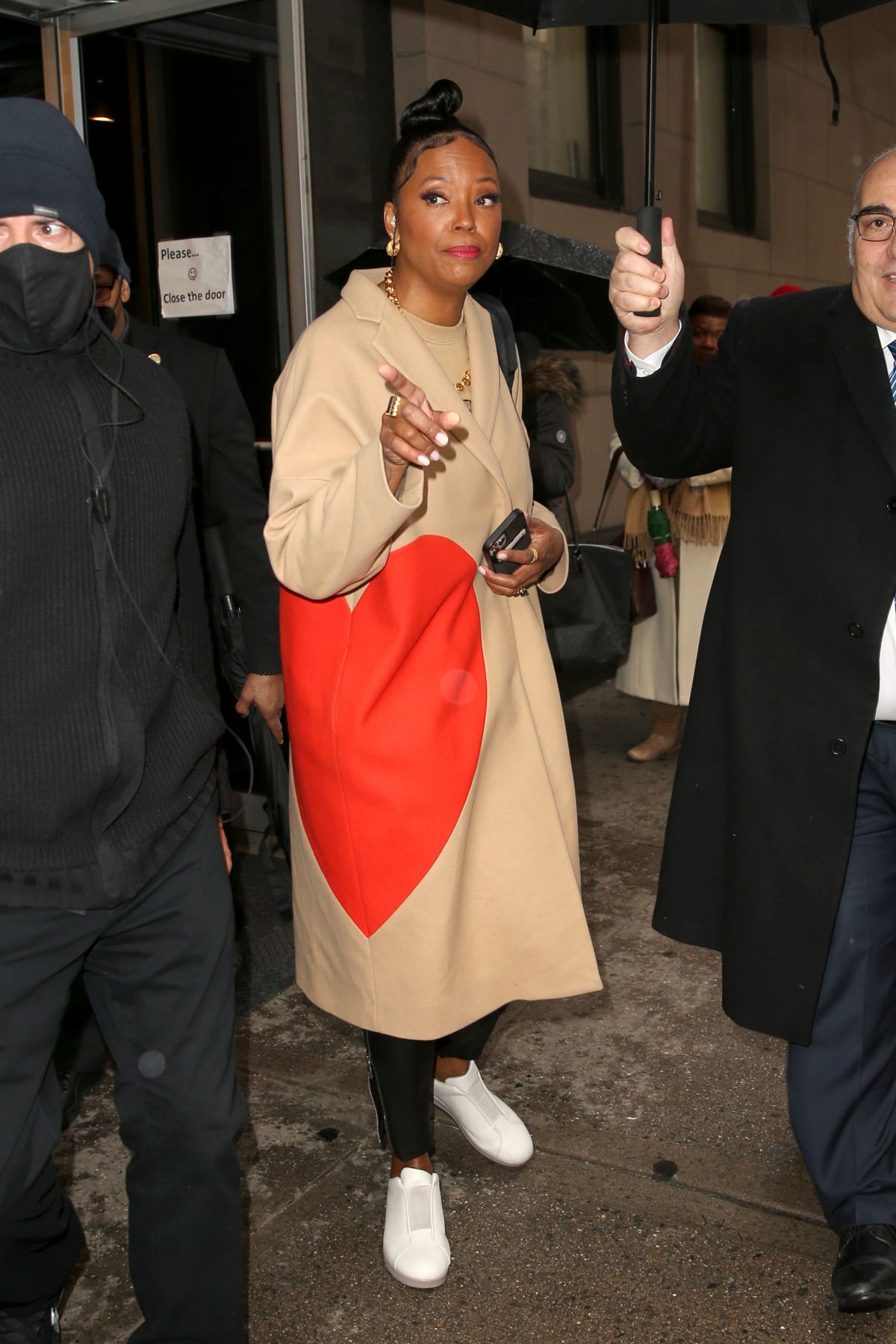 AISHA TYLER Leaves Sherri Shepherd Show in New York 01/19/2023 – HawtCelebs