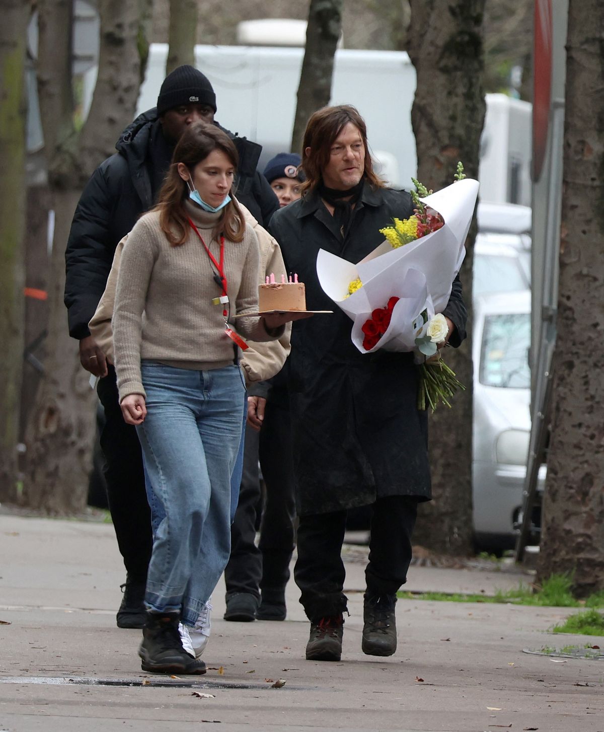 DIANE KRUGER Visits Norman Reedus on the set of The Walking Dead: Daryl ...