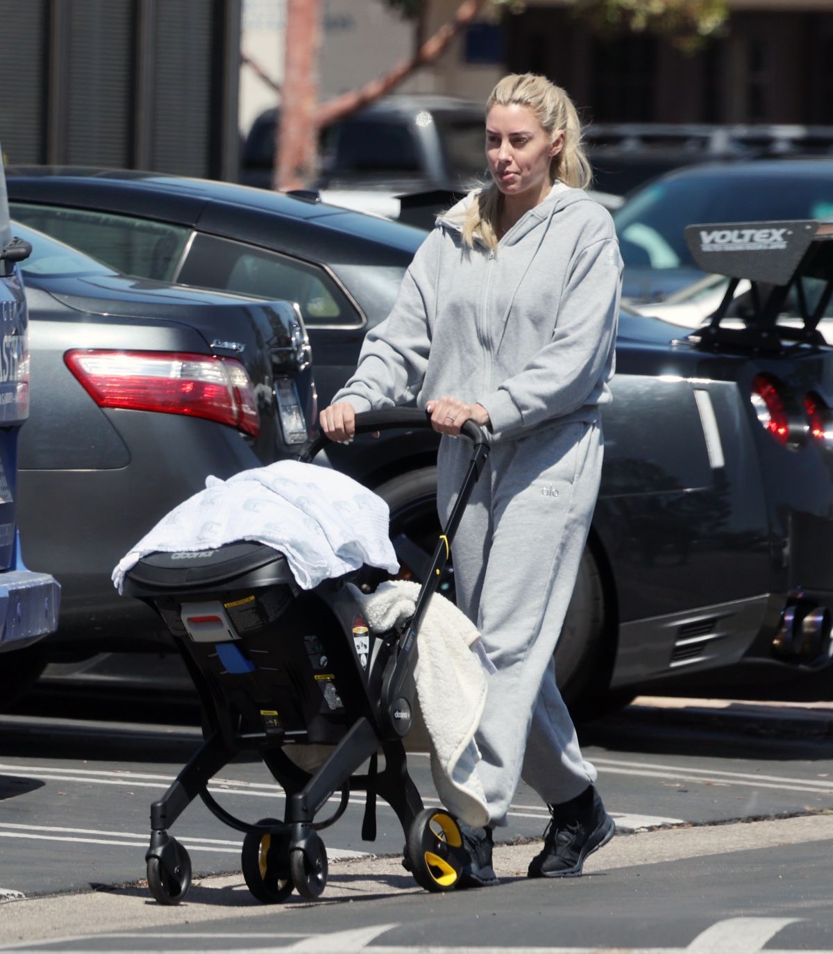 HEATHER RAE YOUNG Out with Her Baby in Newport Beach 03/25/2023 ...
