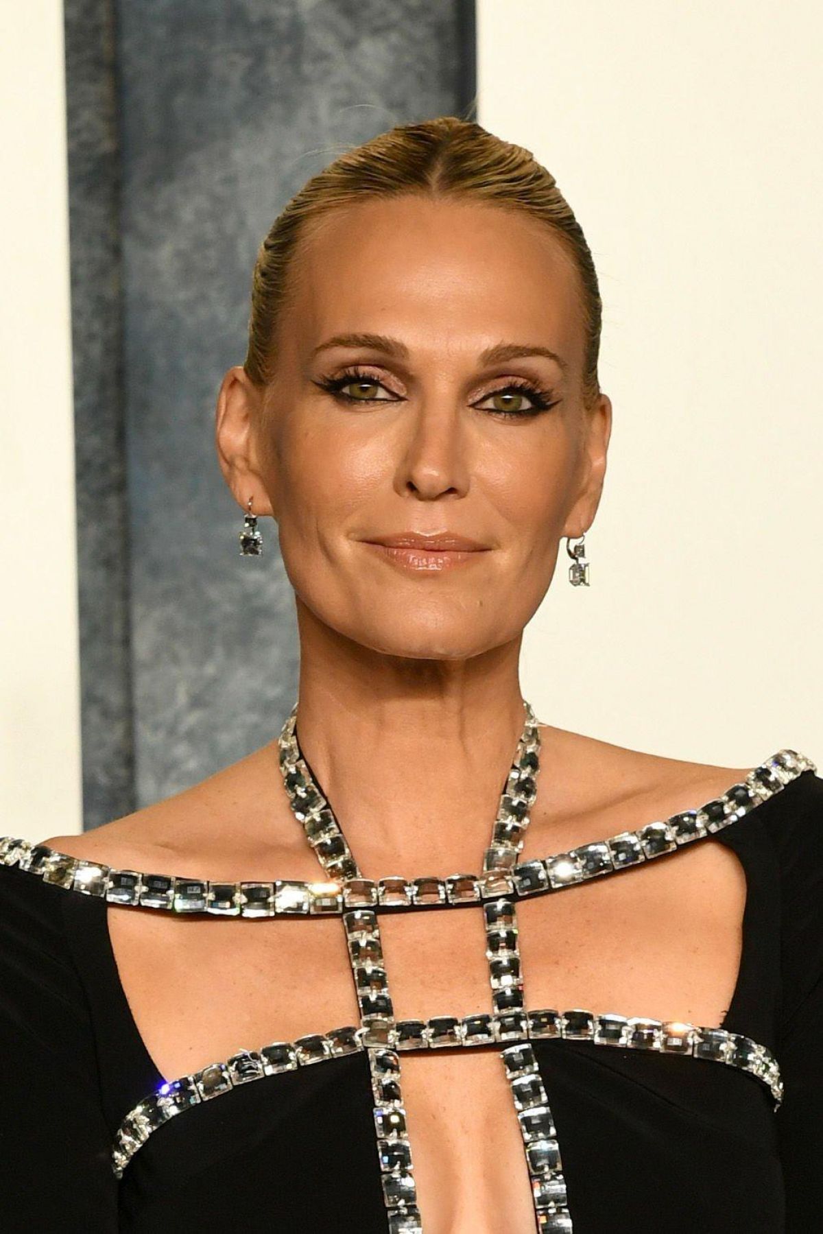 MOLLY SIMS at Vanity Fair Oscar Party in Beverly Hills 03/12/2023 ...