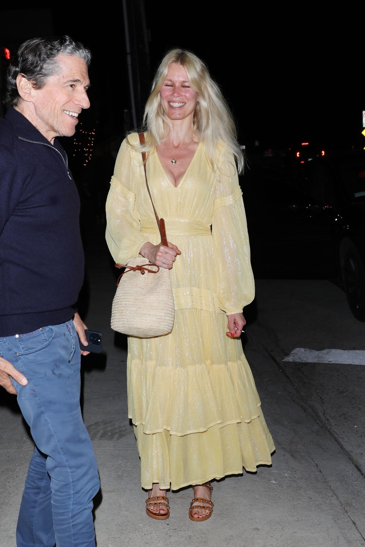 CLAUDIA SCHIFFER Out for Dinner in Santa Monica 04/08/2023 – HawtCelebs