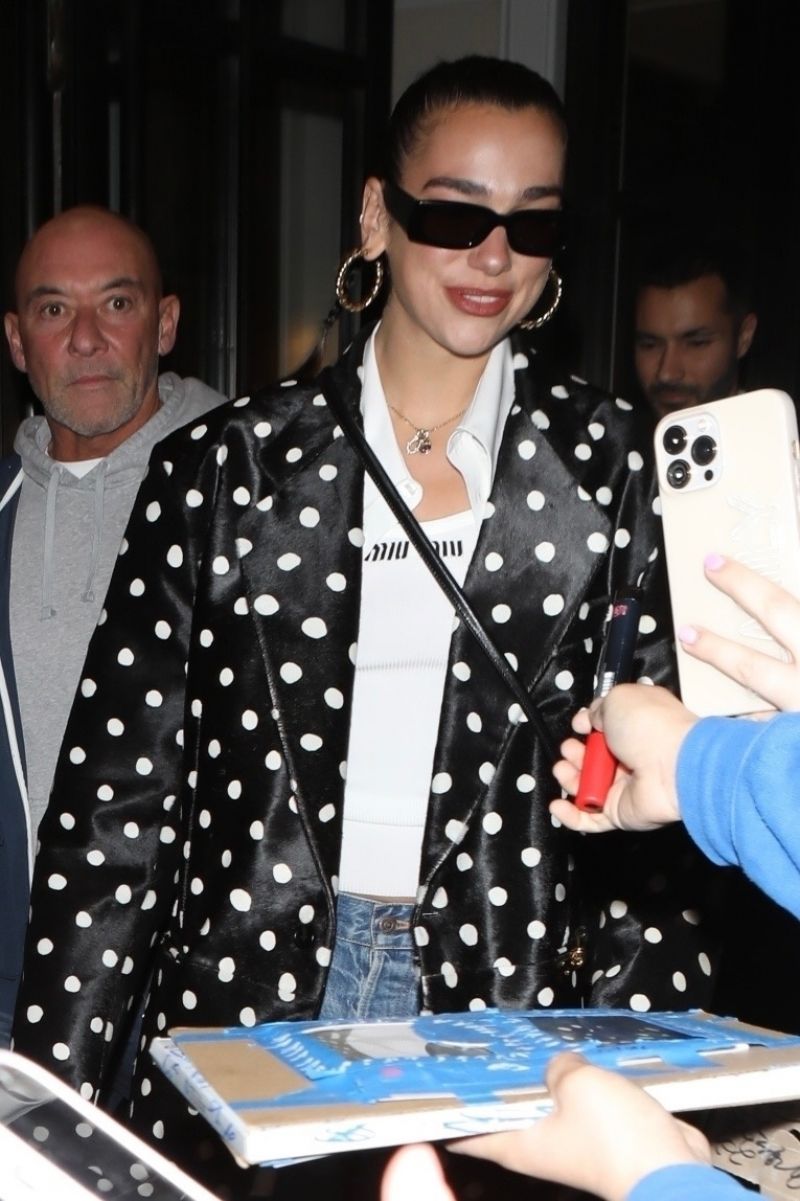 DUA LIPA Greeting Fans Out in New York 04/28/2023 – HawtCelebs
