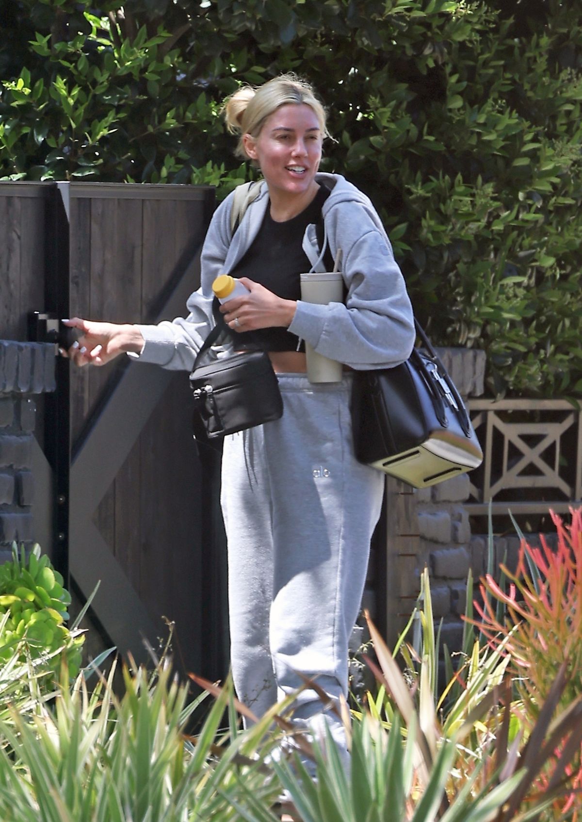 HEATHER RAE YOUNG Out in Newport Beach 04/24/2023 – HawtCelebs