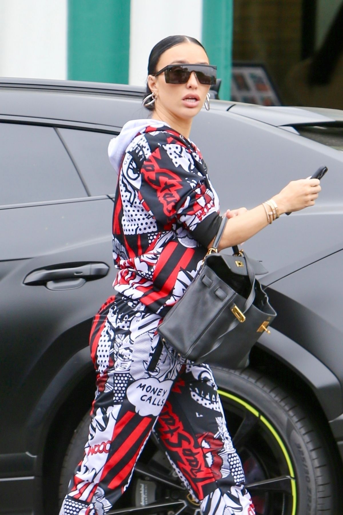 BRE TIESI Arrives at San Vicente Bungalows in West Hollywood 05/24/2023 ...