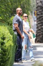 JENNIFER MEYER and Geoffrey Ogunlesi on a Lunch Date at San Vicente ...