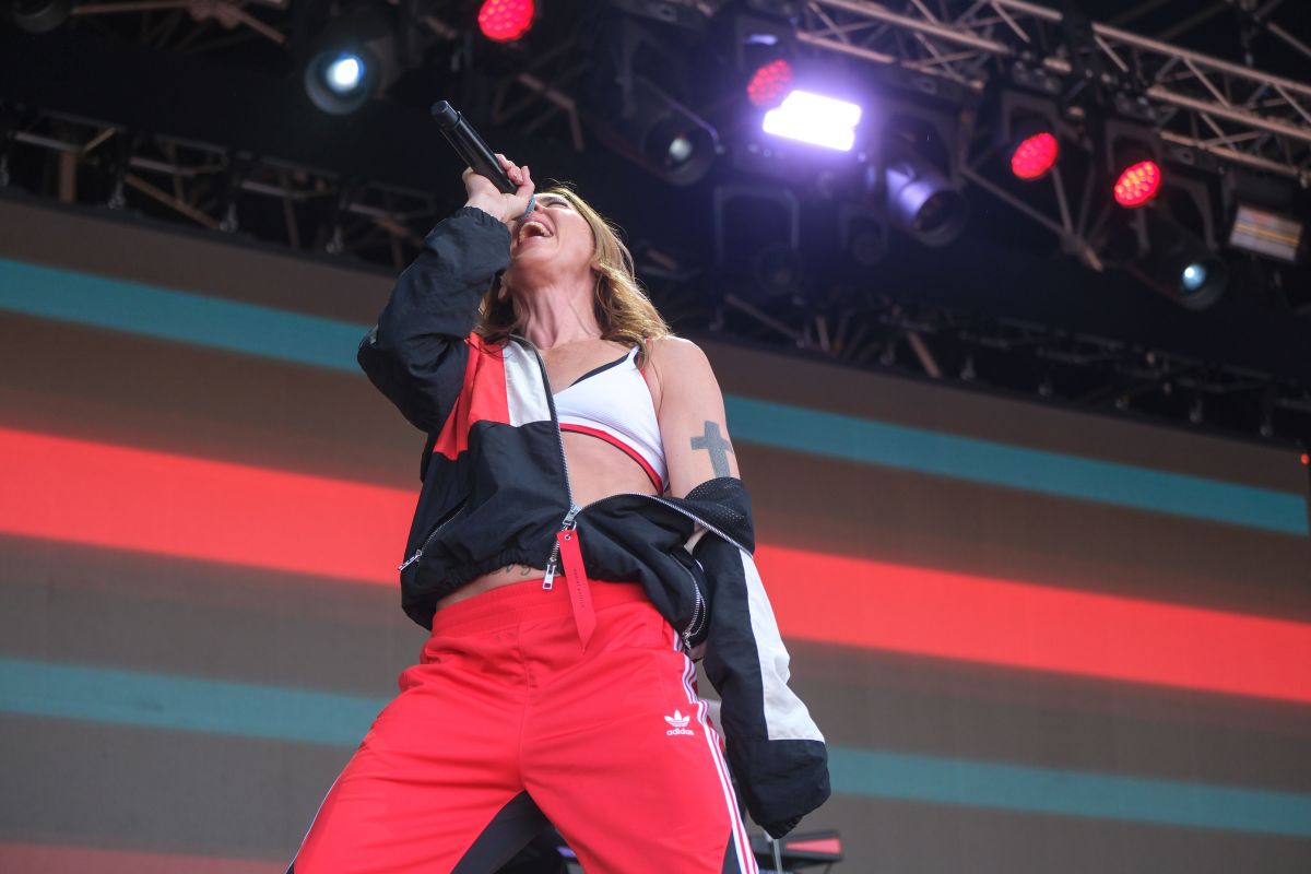 MELANIE CHISHOLM Performs at In It Together Festival in Port Talbot 05 ...