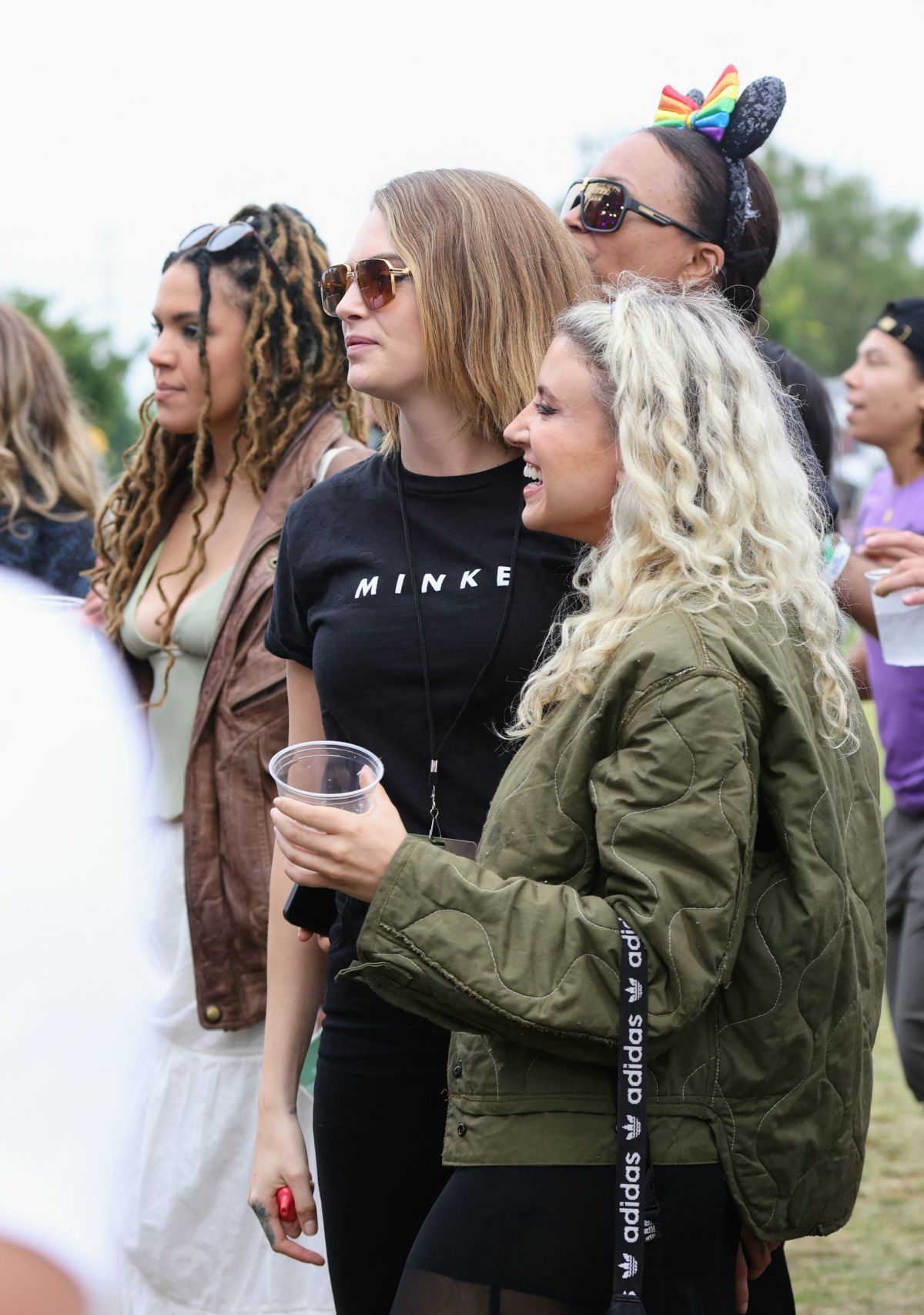CARA DELEVINGNE, AISHA TYLER, MAIA MITCHELL and EMMA HUTTON at Los ...