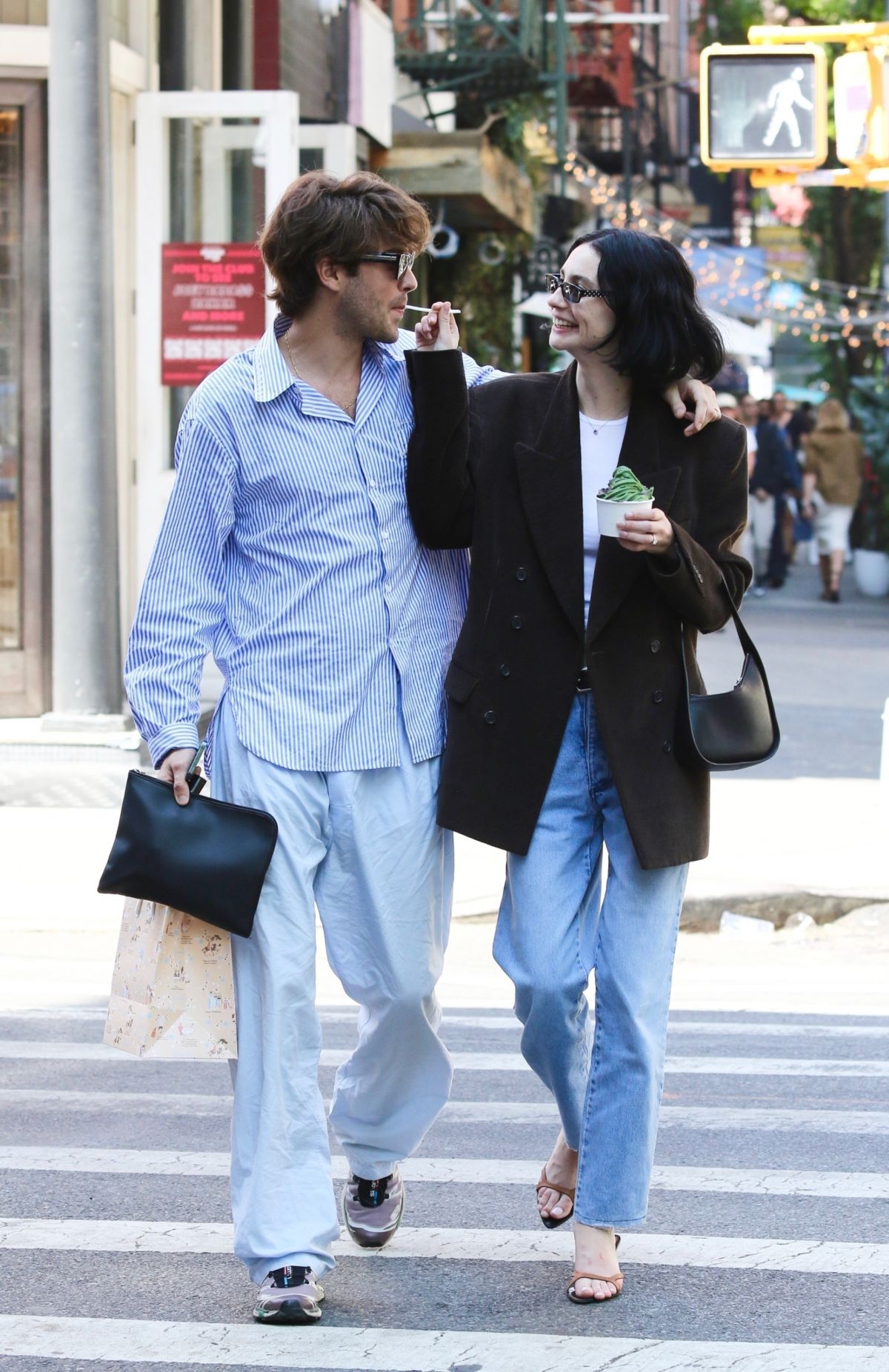 MEADOIW WALKER and Louis Thornton-Allan Out for Ice Cream in New York ...