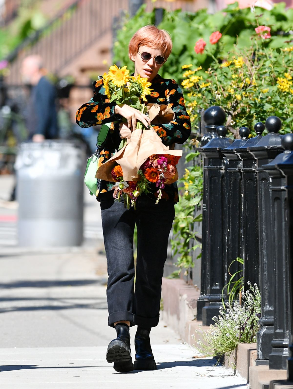 LILY ALLEN Out Shopping with a Friend in New York 09/17/2023 – HawtCelebs