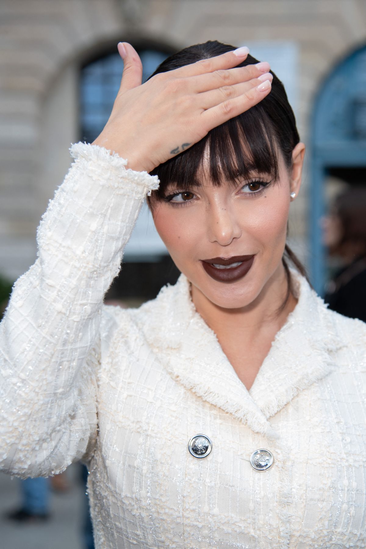 NABILLA BENATTIA at Giambattista Valli Womenswear Spring/summer 2024 ...
