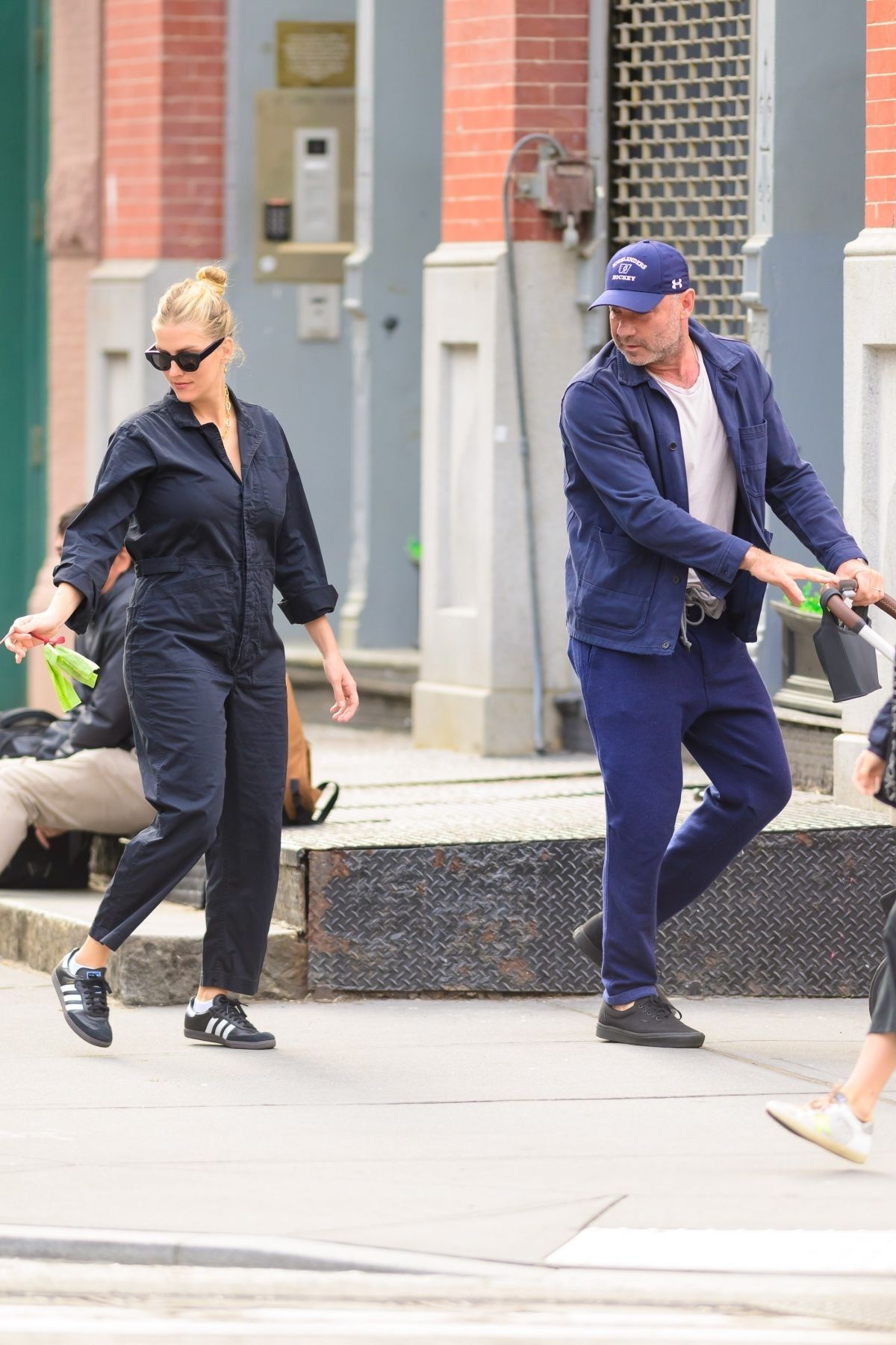 TAYLOR NEISEN and Liev Schreiber Out with Their Baby in New York 09/22 ...