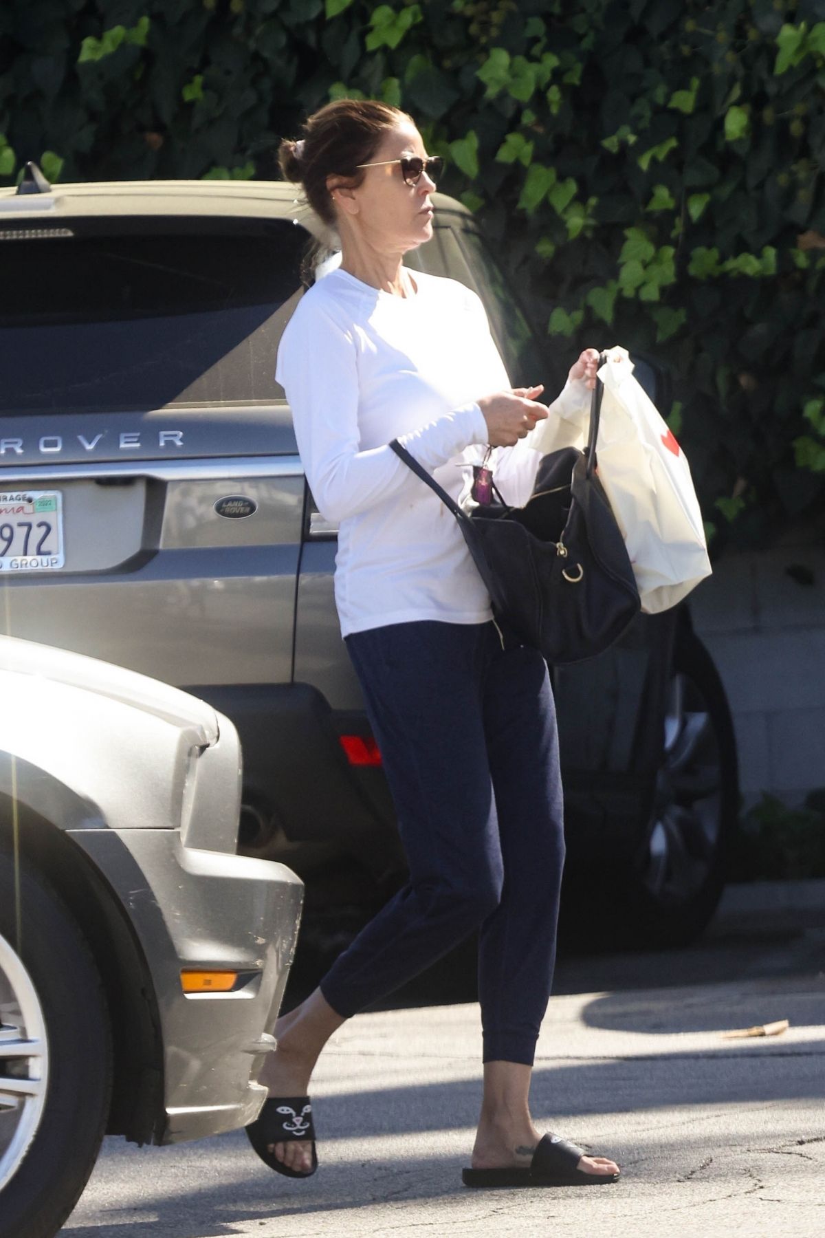 TERI HATCHER Shopping at CVS Pharmacy in Studio City 10/28/2023 ...