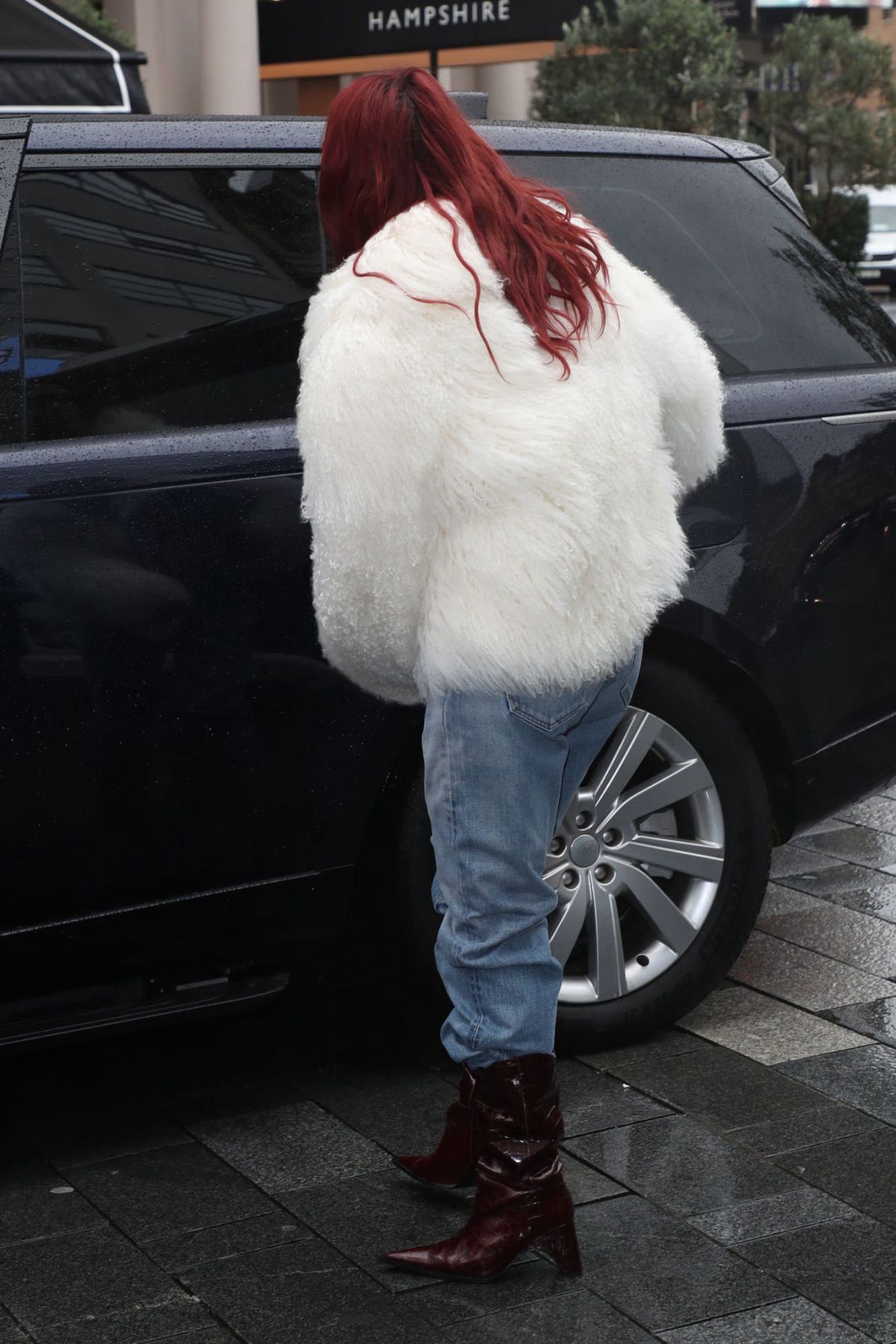DUA LIPA Arrives at Capital Breakfast Radio in London 11/08/2023 ...