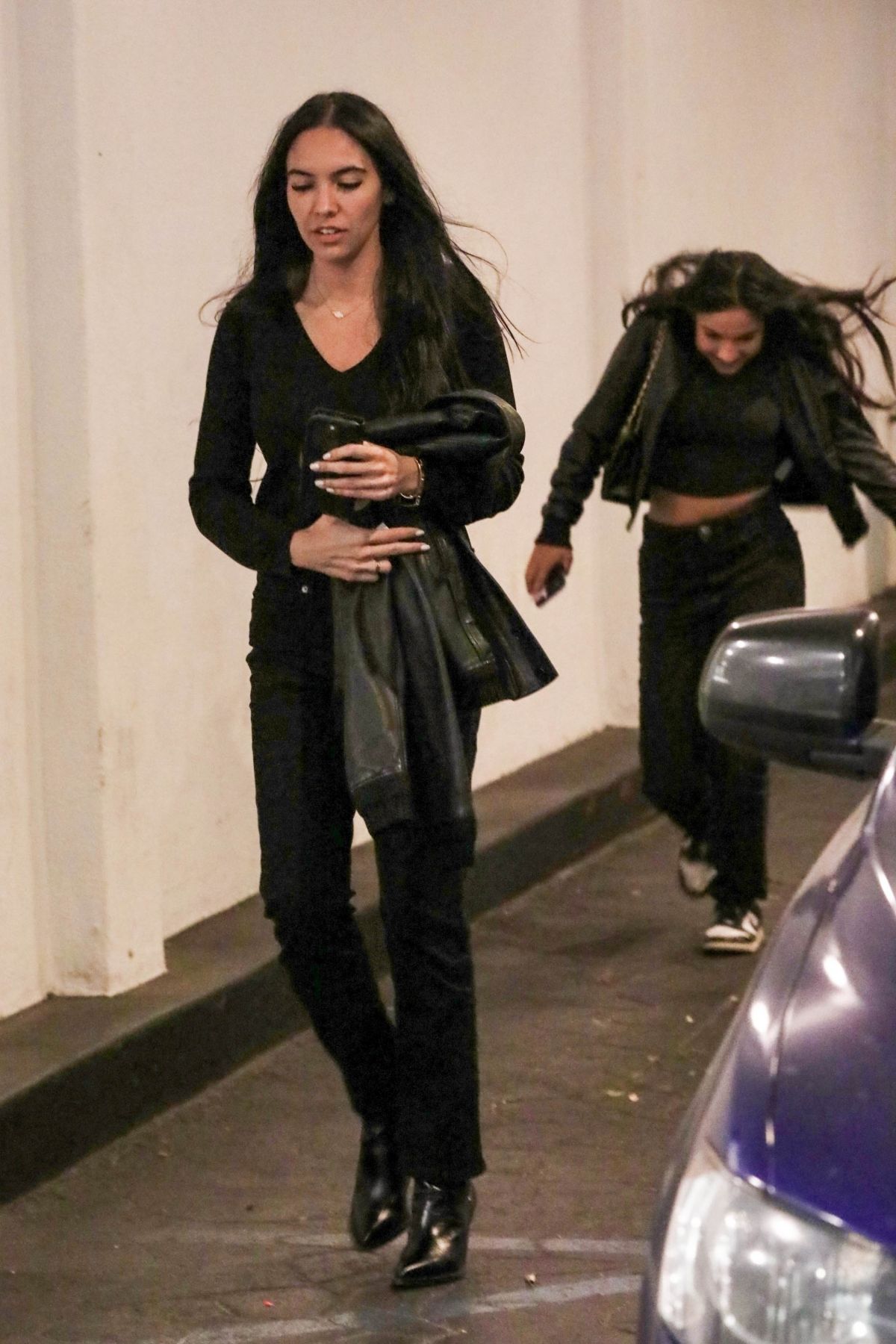 NOOR ALFALLAH Celebrates Her Child Support Settlement with Her Family ...