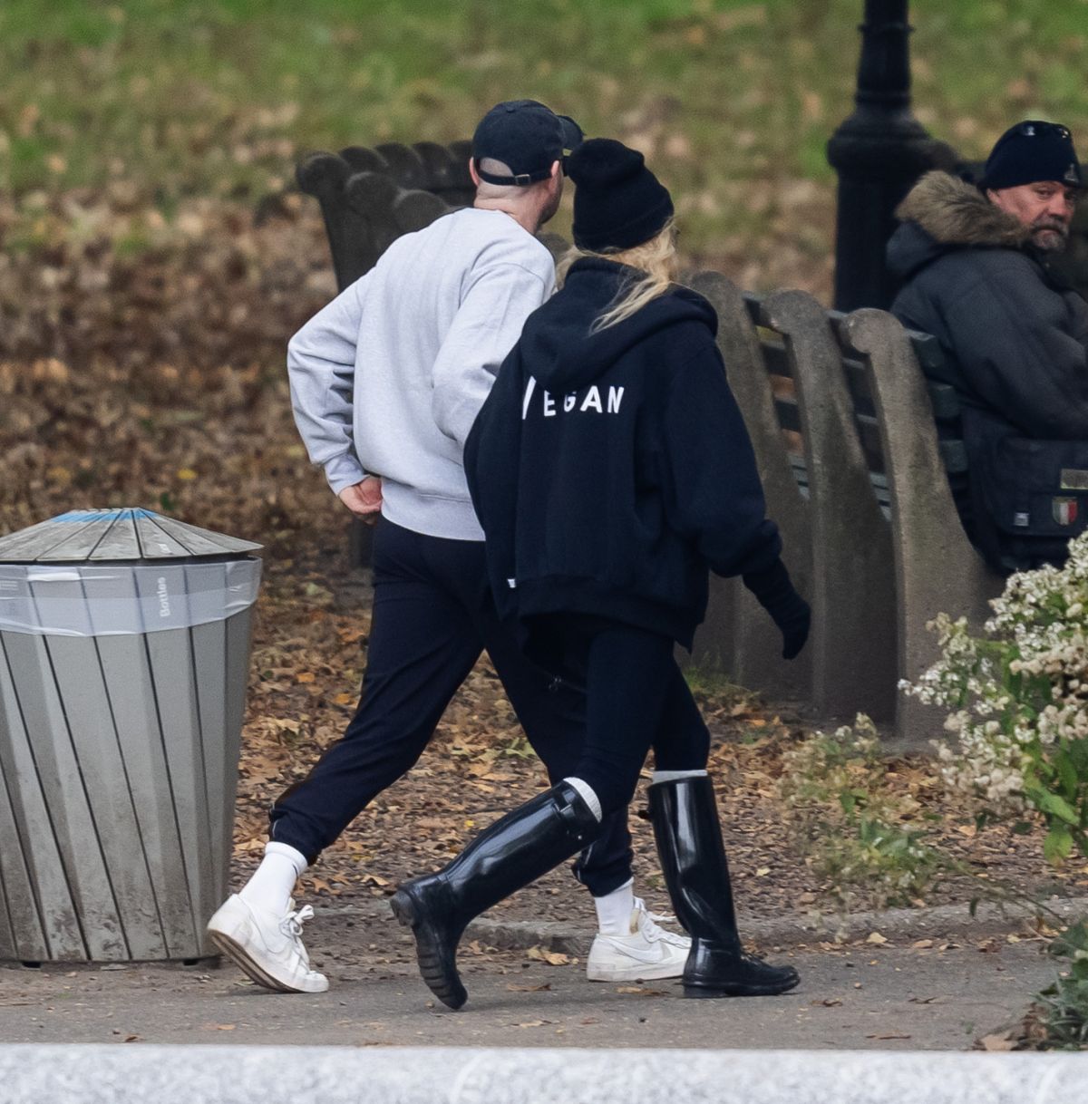 PAMELA ANDERSON Out with a Friend in Central Park in New York 11/04 ...