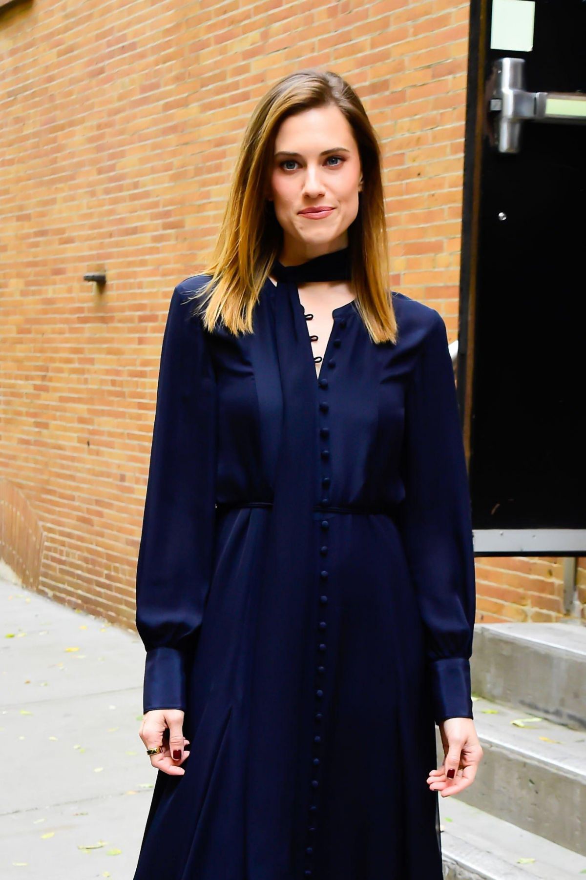 ALLISON WILLIAMS Leaves ABC Studios in New York 12/04/2023 – HawtCelebs