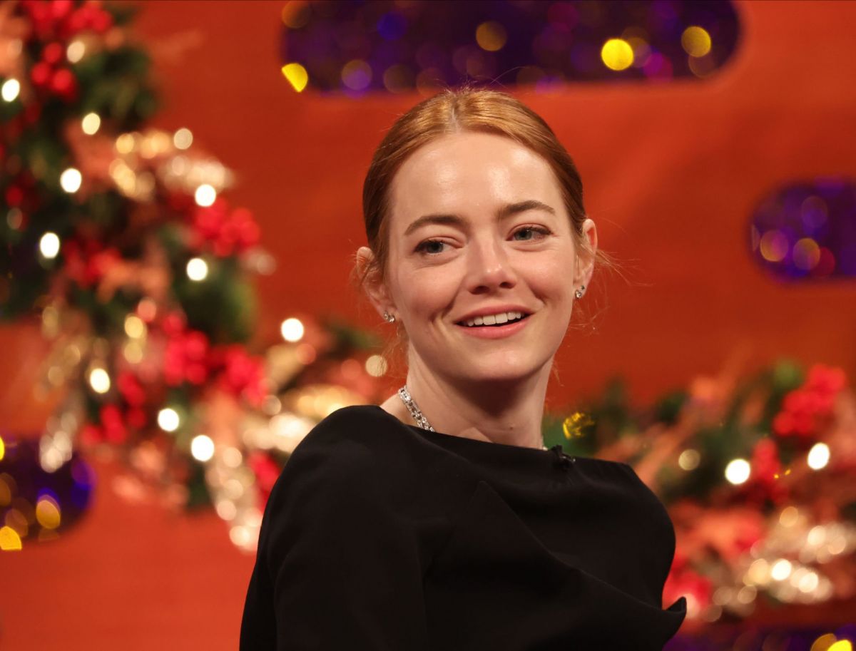 EMMA STONE at Graham Norton Show 12/31/2023 – HawtCelebs