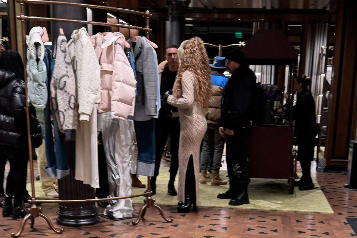 MARIAH CAREY at Gucci Store in Aspen 12/30/2023 – HawtCelebs