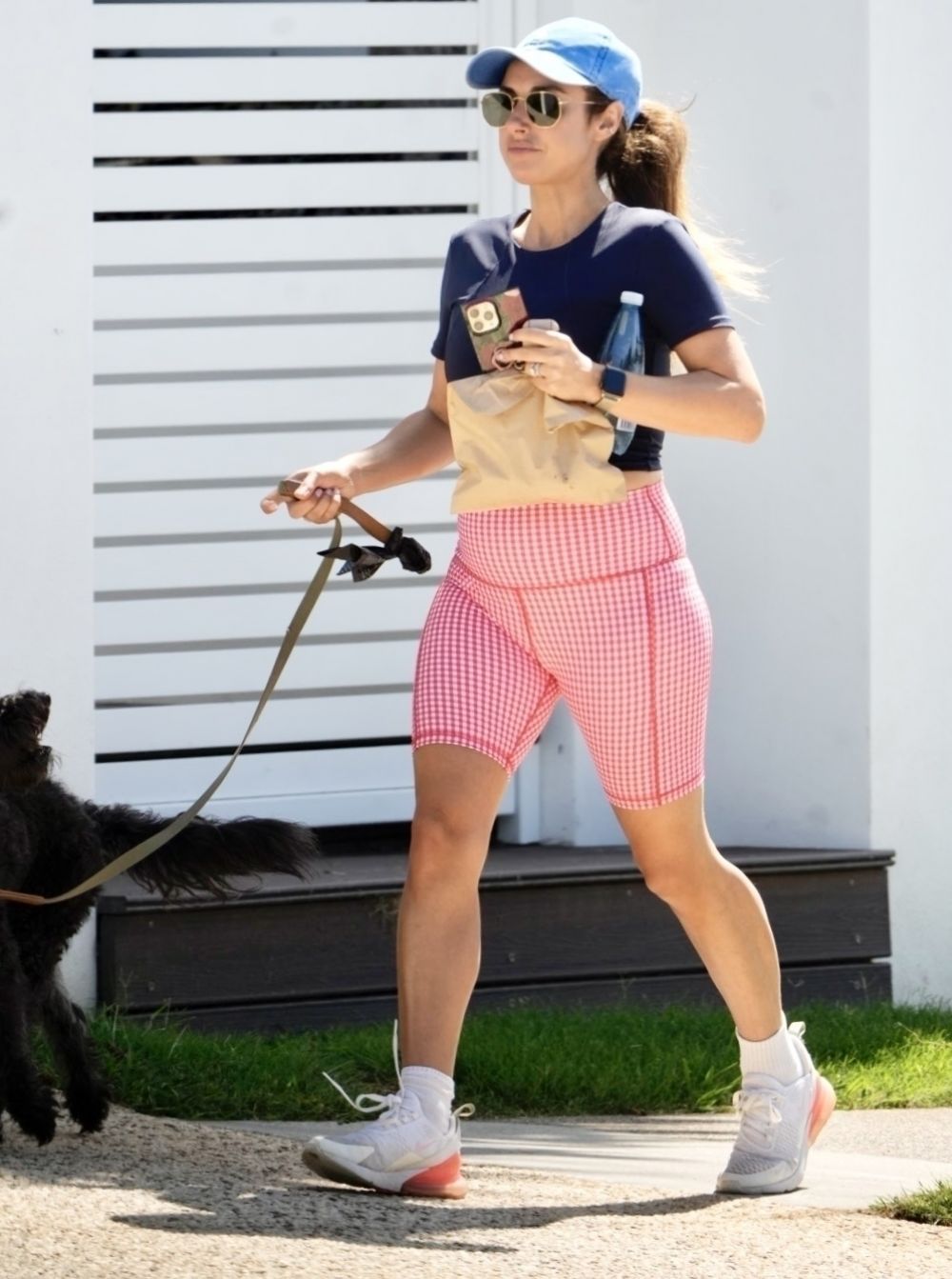 Pregnant KERRY KNIGHT Out with Her Dog in Brisbane 01/26/2024 – HawtCelebs