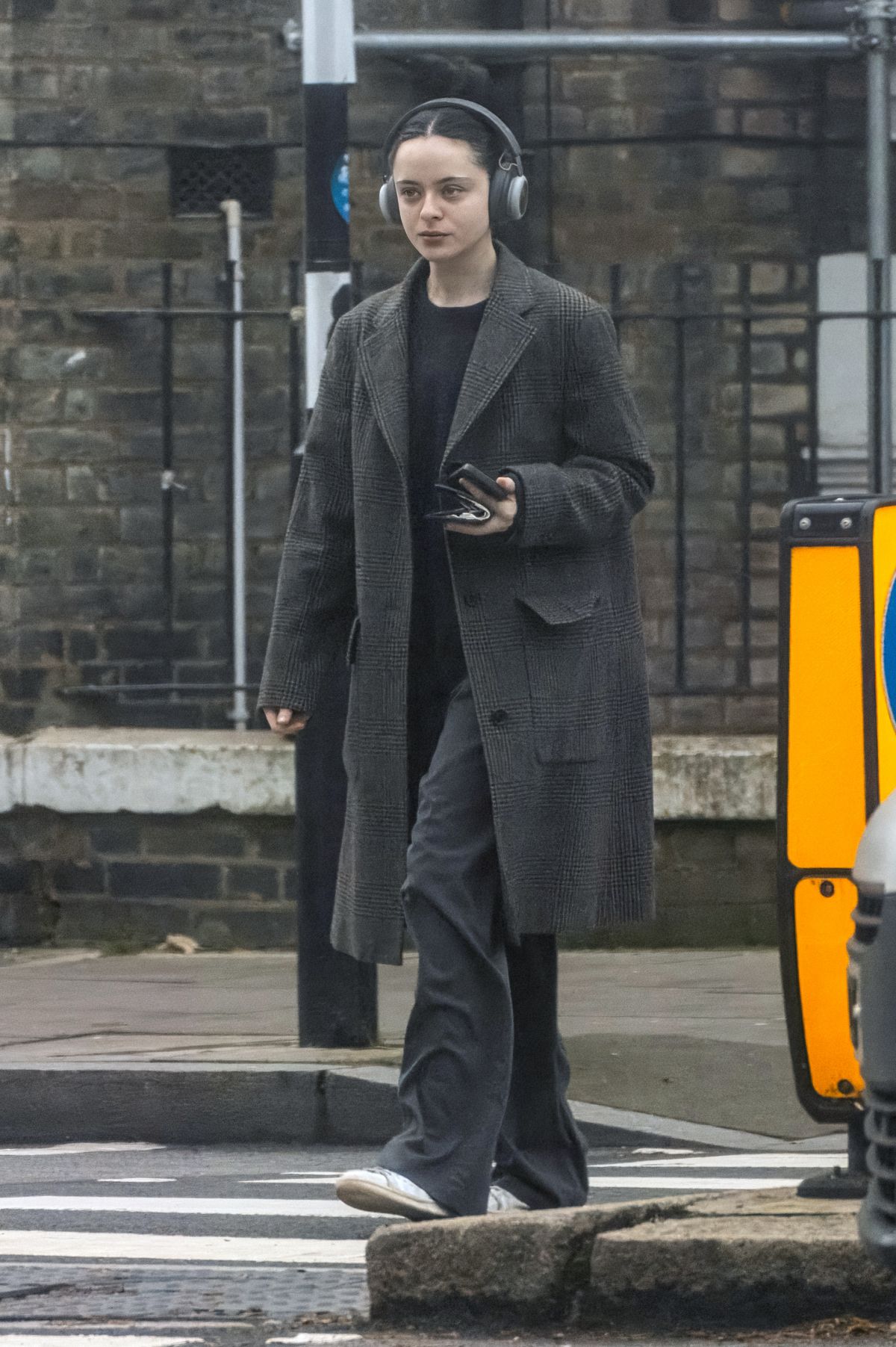 VIOLA PRETTEJOHN Out and About in London 12/23/2023 – HawtCelebs