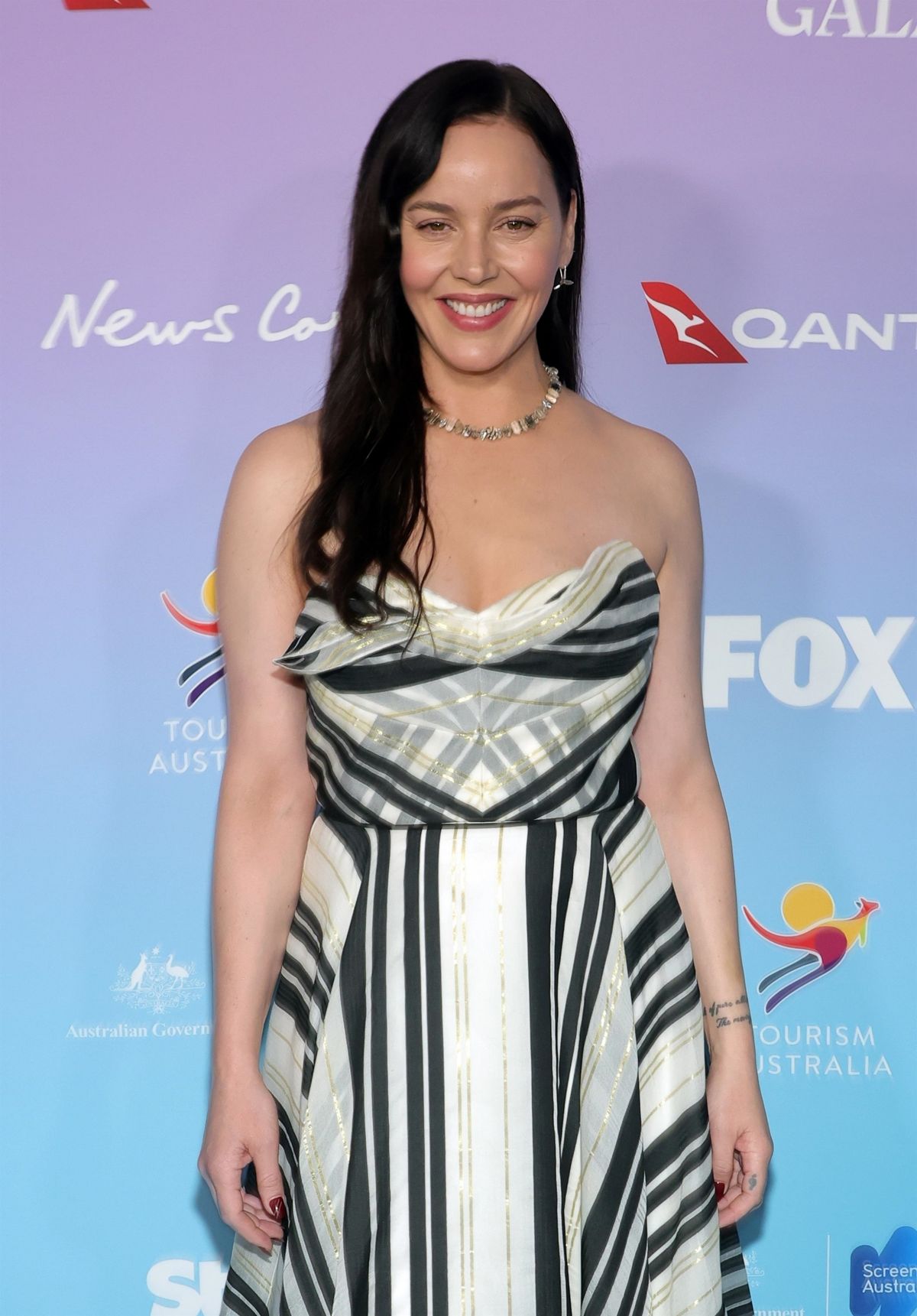 ABBIE CORNISH at 21st Annual G’Day USA Arts Gala in Los Angeles 02/01 ...