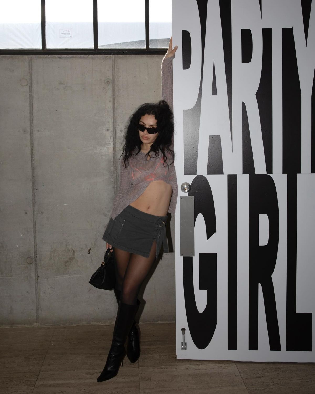CHARLI XCX At Boiler Room MTV 02 23 2024 HawtCelebs CHARLI XCX At Boiler Room MTV 02 23 2024 HawtCelebs