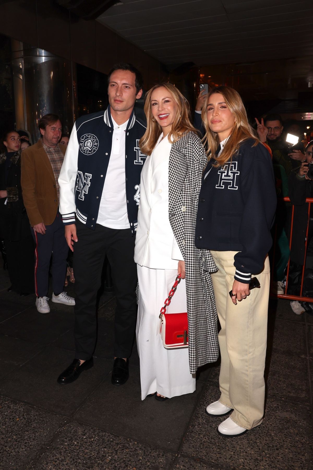 DEE OCLEPPO and CONSTANZA PERA Arrives at Tommy Hilfiger Show at New ...