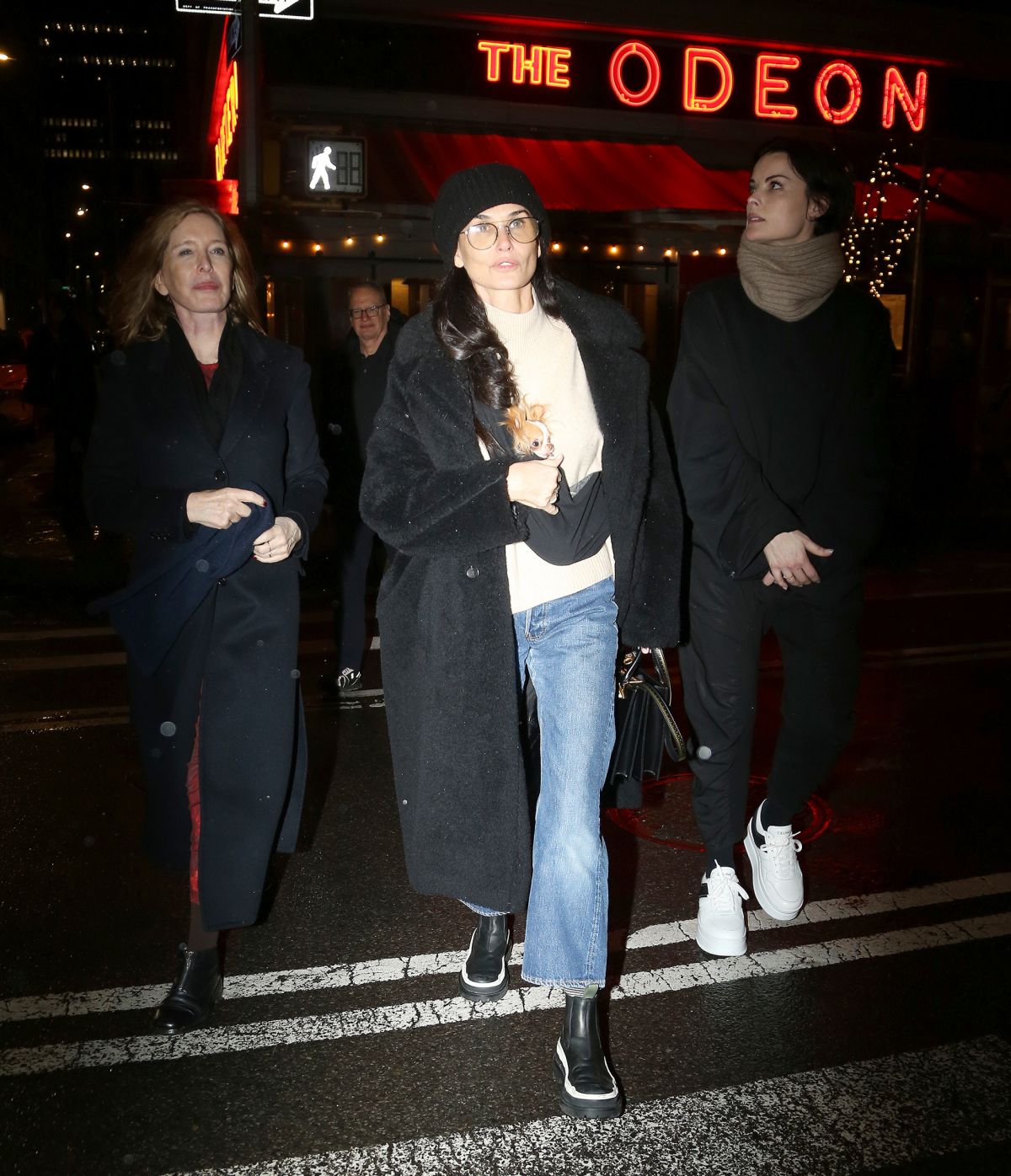 DEMI MOORE, JAIMIE ALEXANDER and LAURA DAY Out for Dinner in New York ...