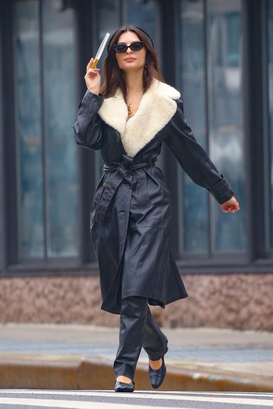 EMILY RATAJKOWSKI Out for a Morning Walk in New York 02/23/2024 ...