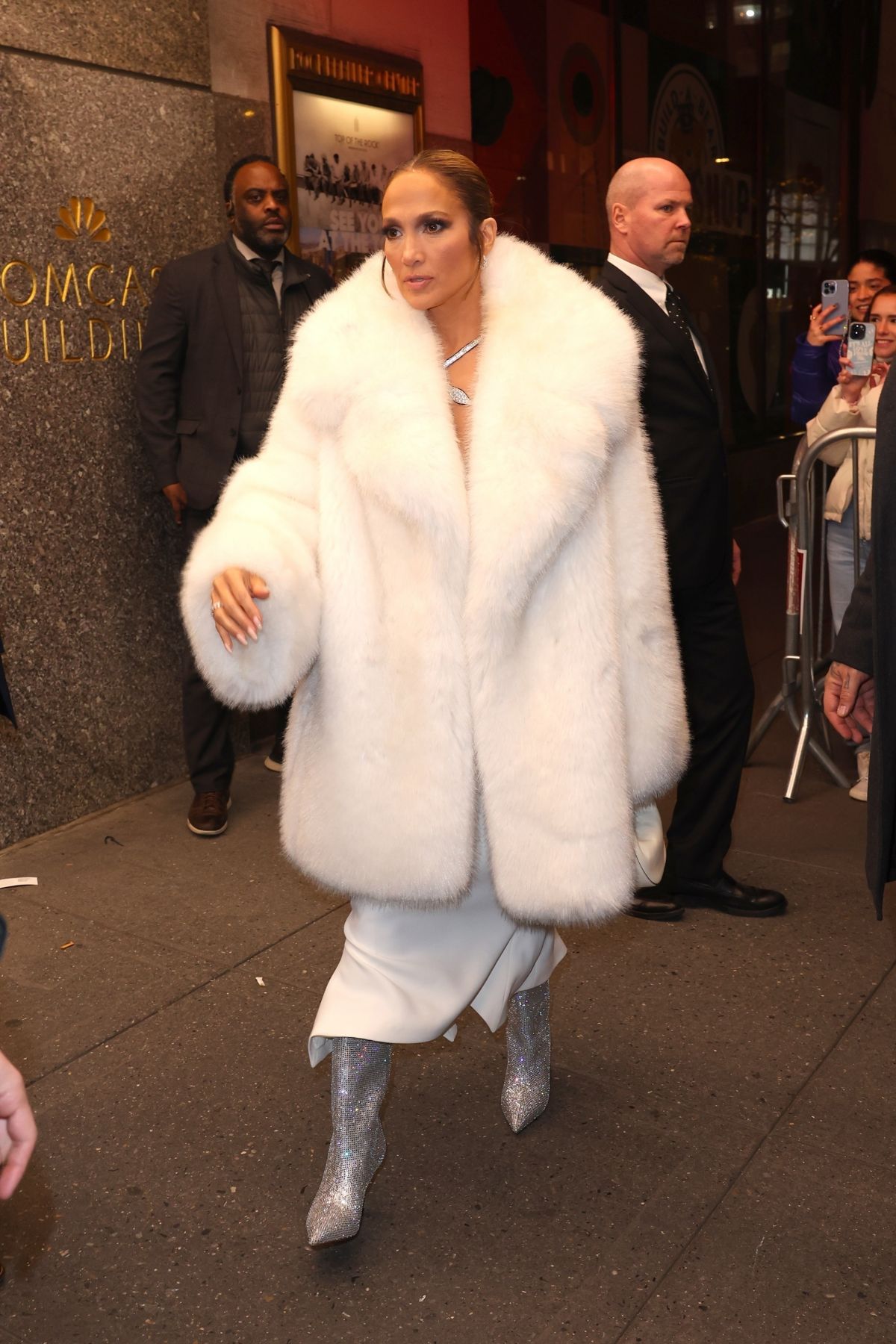JENNIFER LOPEZ Arrives at SNL Afterparty at Mermaid Oyster Bar in New ...