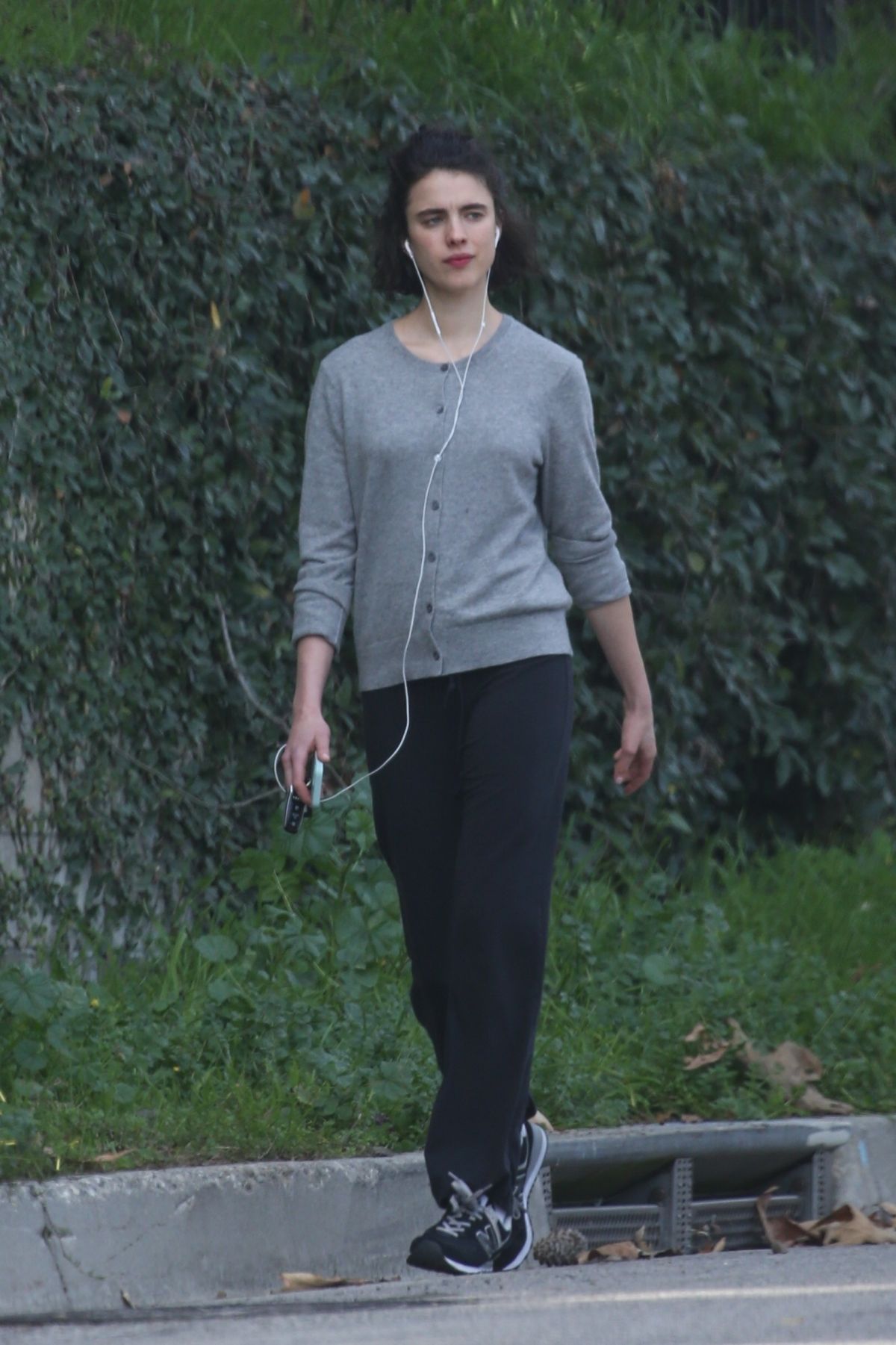MARGARET QUALLEY Out for Solo Walk in Beverly Hills 01/31/2024 – HawtCelebs