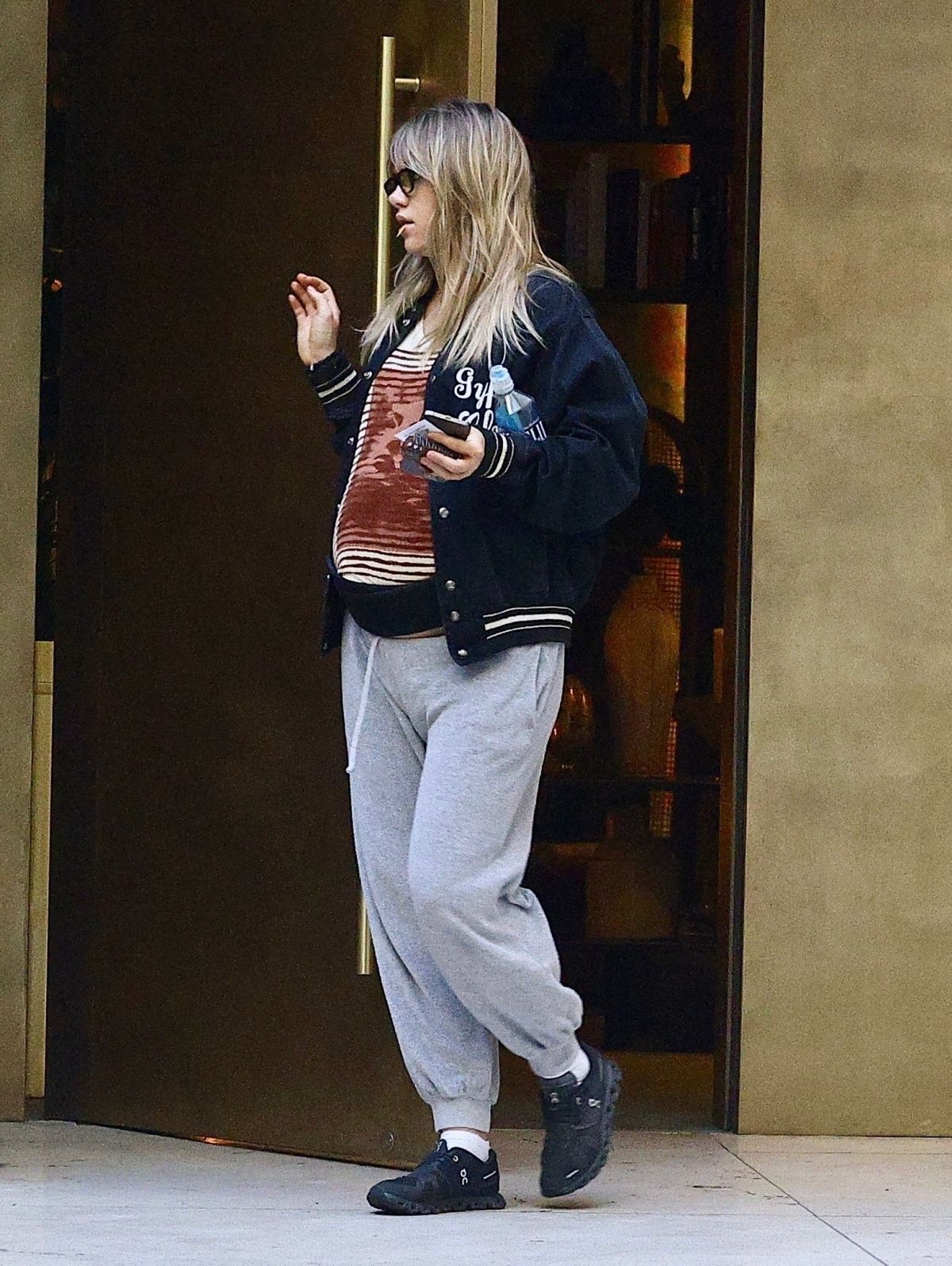 Pregnant SUKI WATERHOUSE Leaves a Gym in Los Angeles 02/22/2024 ...