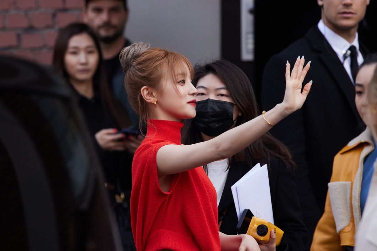 SONG YUQI Arrives at Fendi Fashion Show in Milan 02/21/2024 – HawtCelebs