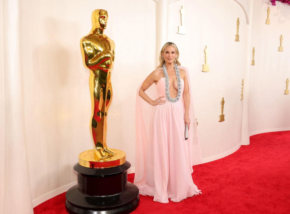 MOLLY SIMS at 96th Annual Academy Awards in Los Angeles 03/10/2024 ...