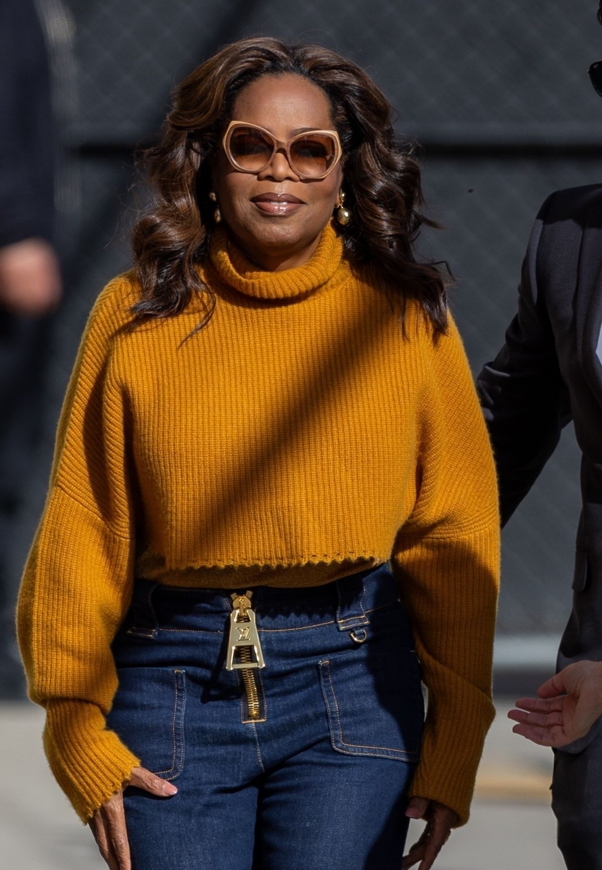 OPRAH WINFREY Arrives at Jimmy Kimmel Live 03/14/2024 – HawtCelebs