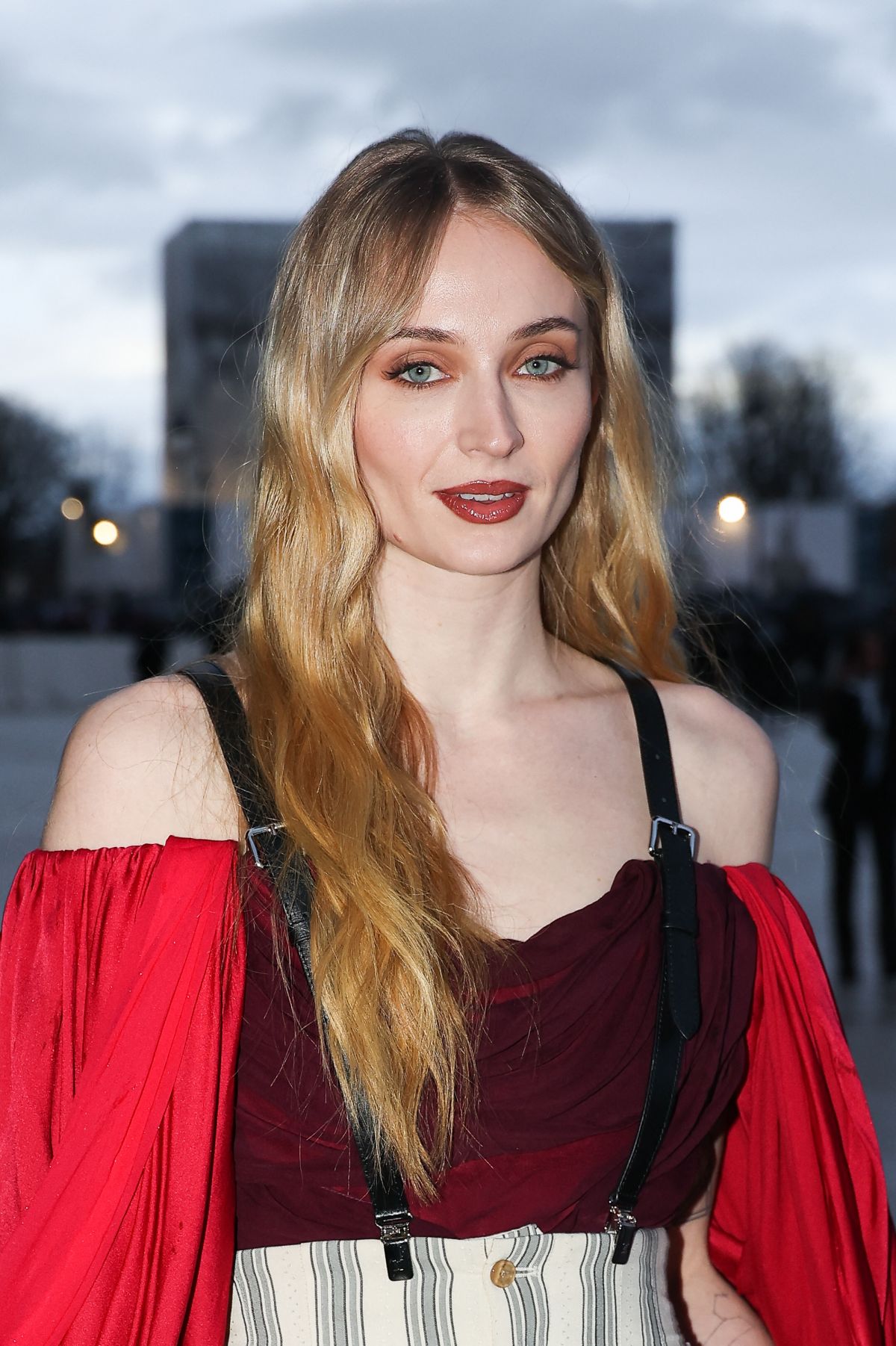 Sophie Turner - Página 43 - abroparaguas.com