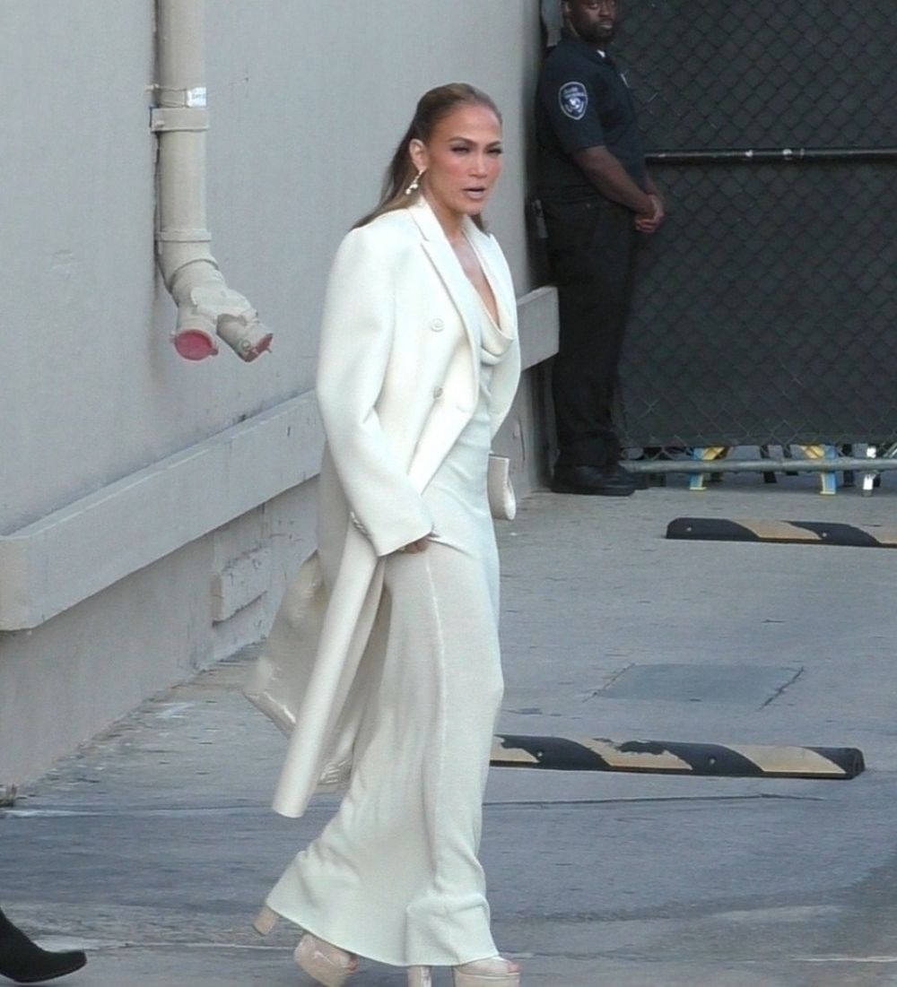 JENNIFER LOPEZ Arrives at Jimmy Kimmel Live! in Hollywood 05/20/2024 ...