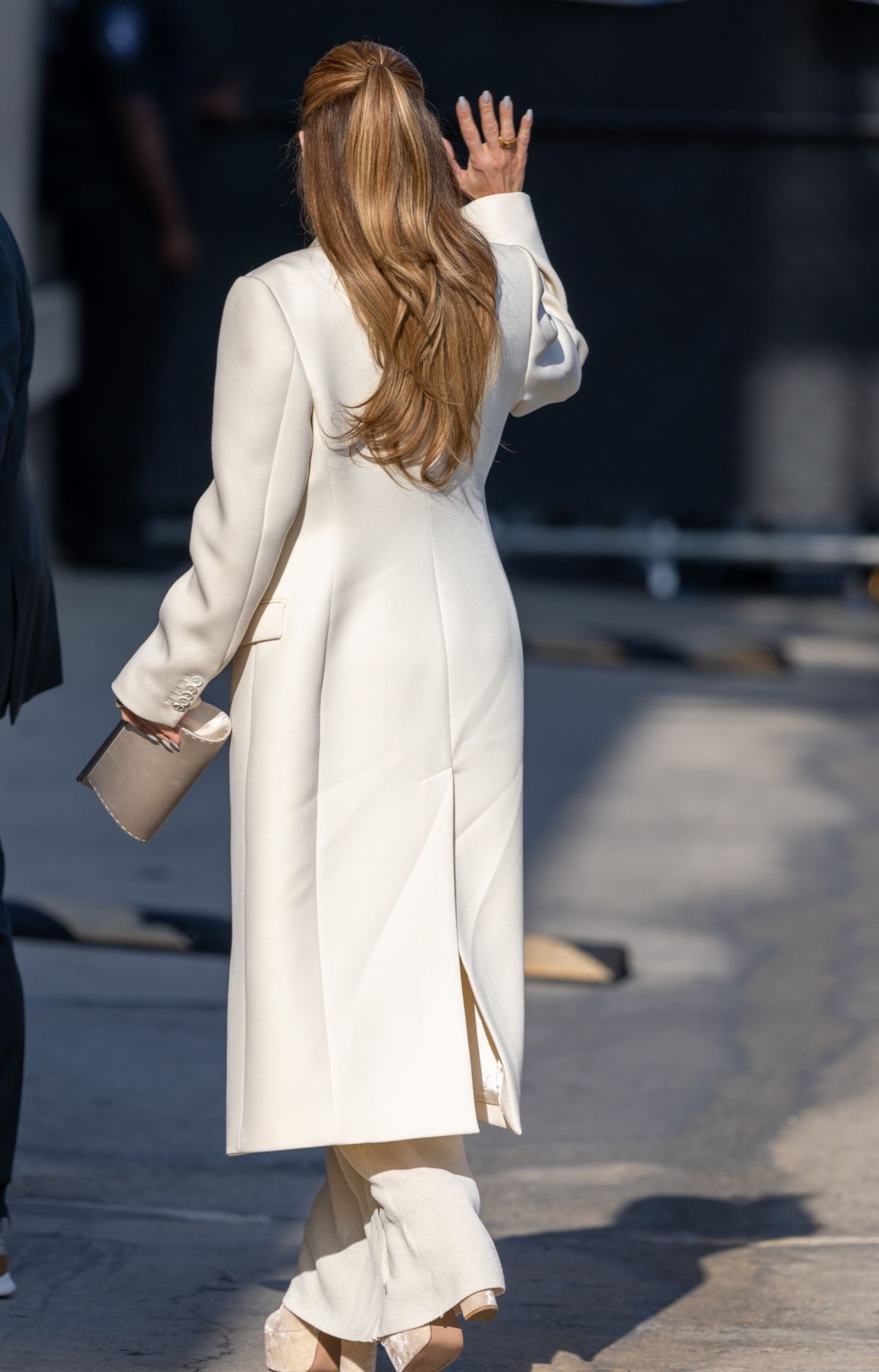 JENNIFER LOPEZ Arrives at Jimmy Kimmel Live! in Hollywood 05/20/2024 ...